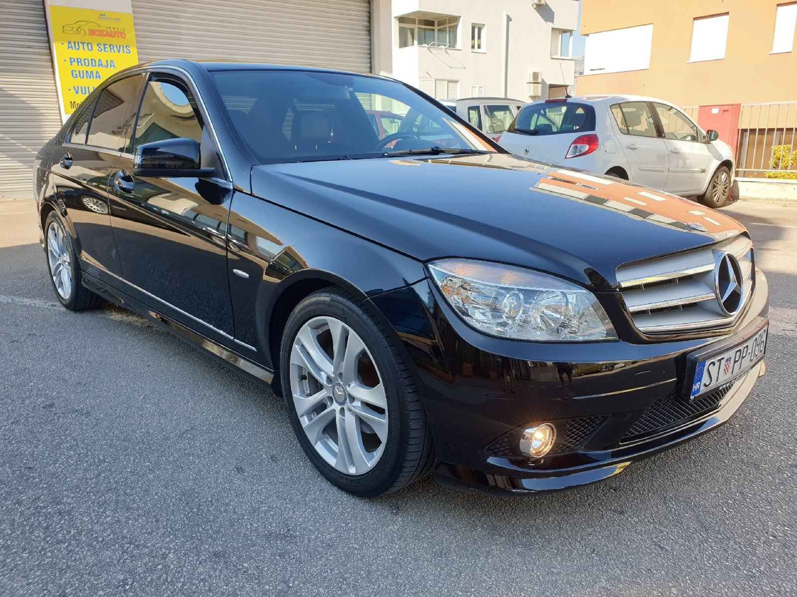 Mercedes-Benz C 200 CDI AMG >REZERVIRANO, 2009 god.