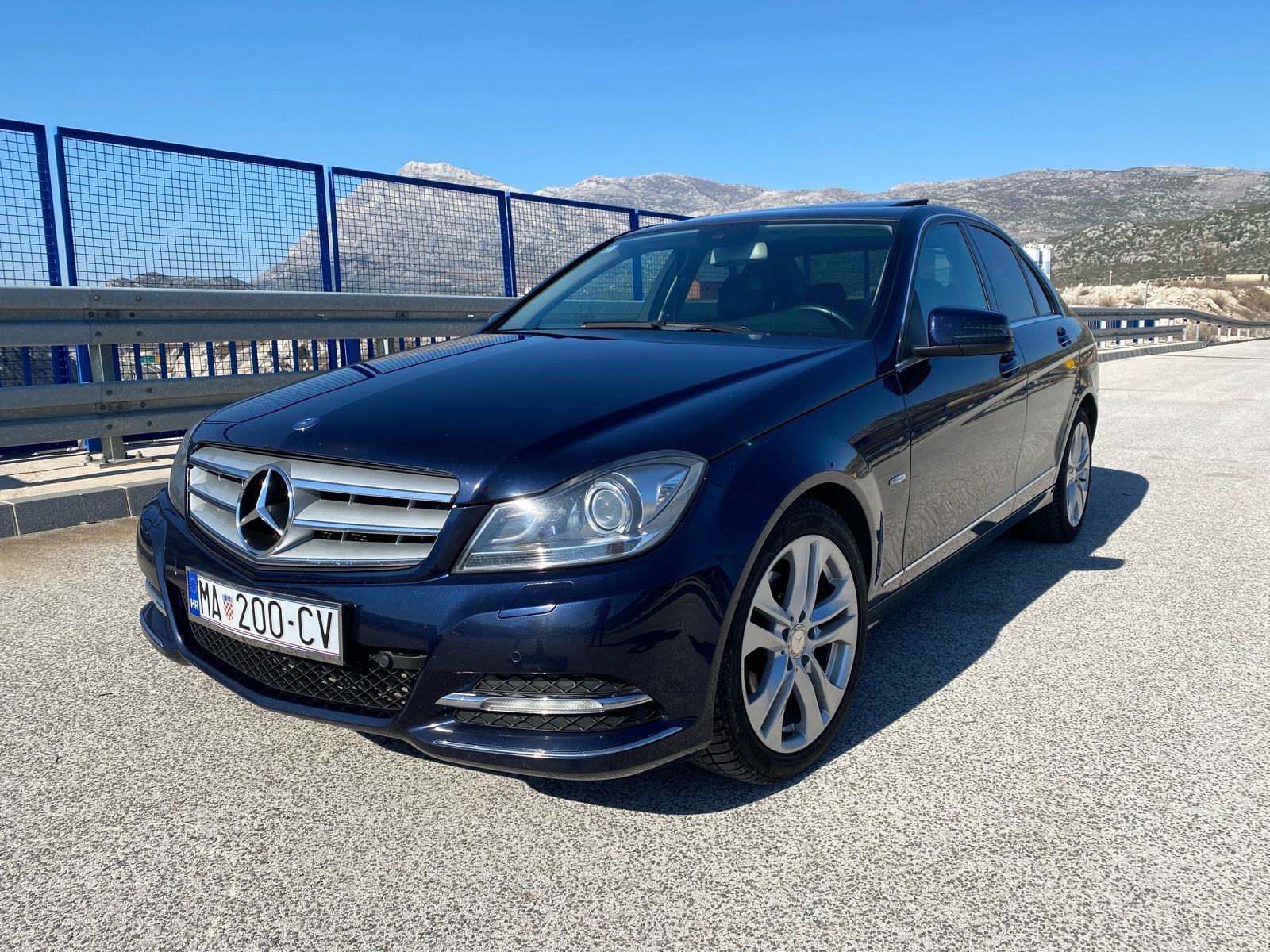 MERCEDES C200 CDI AVANTGARDE (W204) FACELIFT, 2011 god.