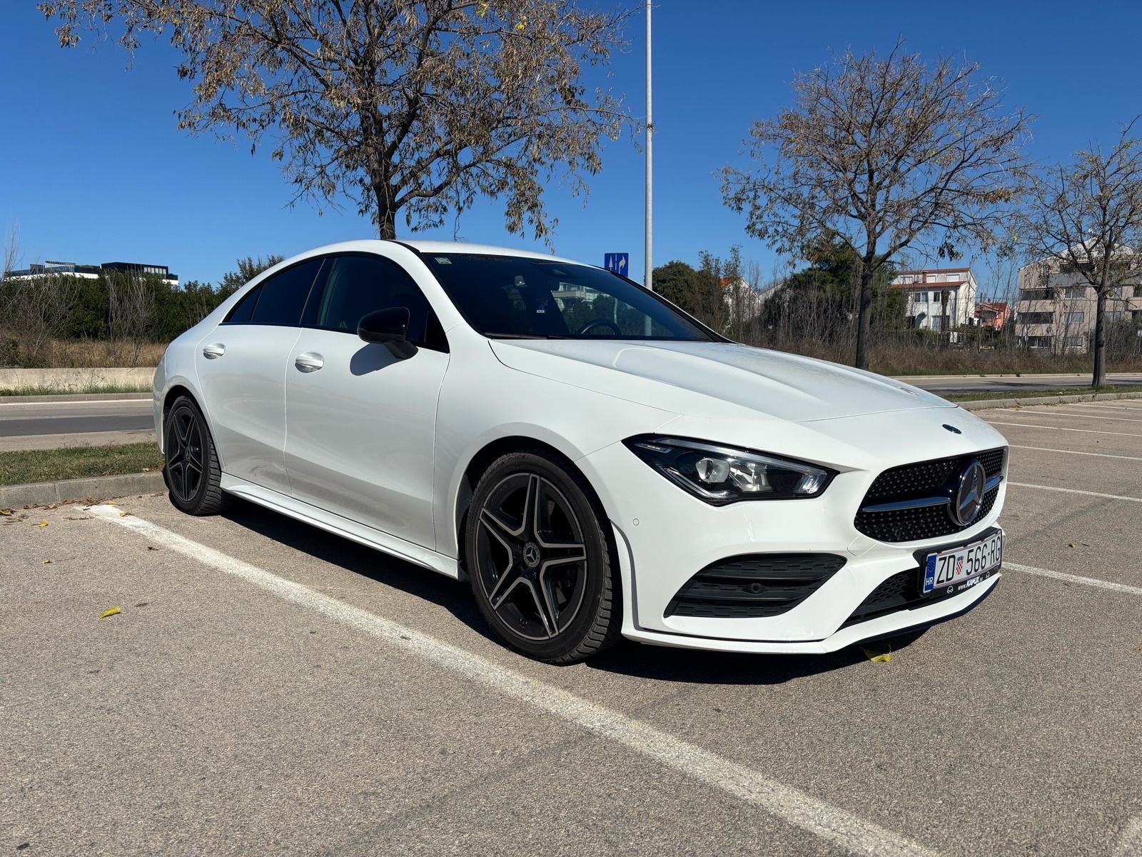 Mercedes-Benz CLA 220 4matic AMG Line, 2019 god.