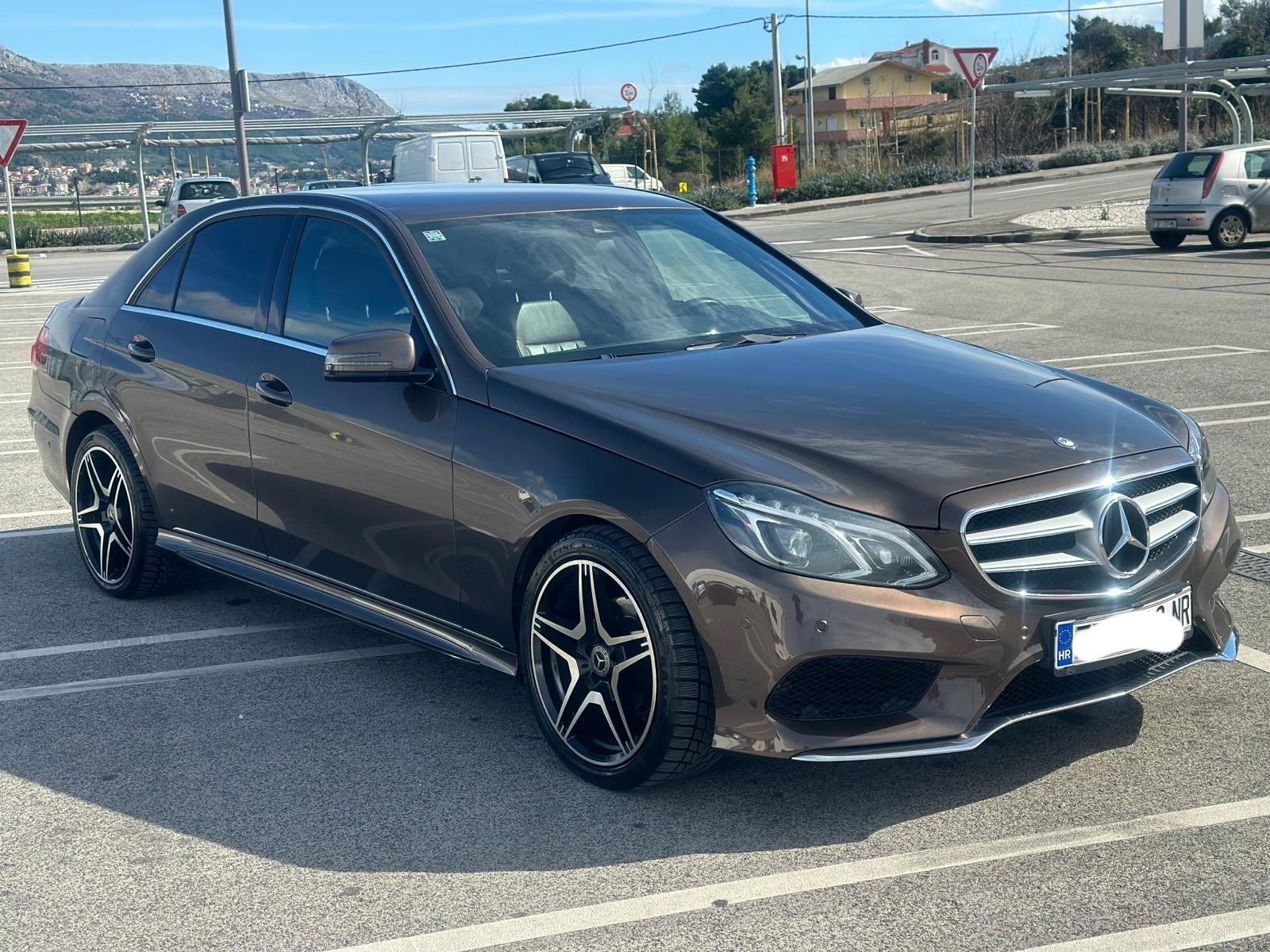 Mercedes-Benz E-klasa 200 cdi *AMG optic* Automatik* Reg. 8/2025*, 2014 god.
