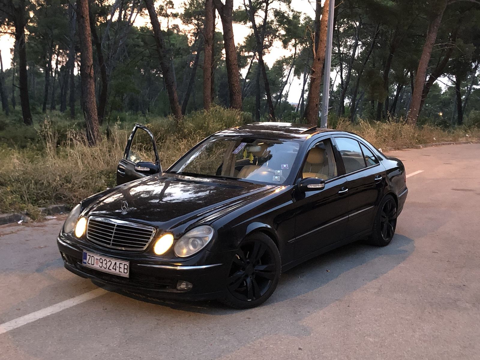 Mercedes-Benz E-klasa 270 CDI automatic AVANTGARDE reg. 7/24 6400€, 2004 god.