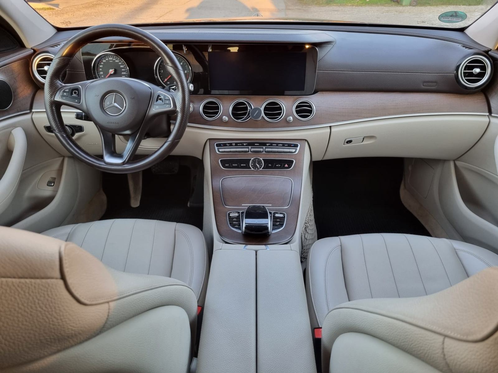 Mercedes-Benz E-klasa T-model 220 d, 2017 god.