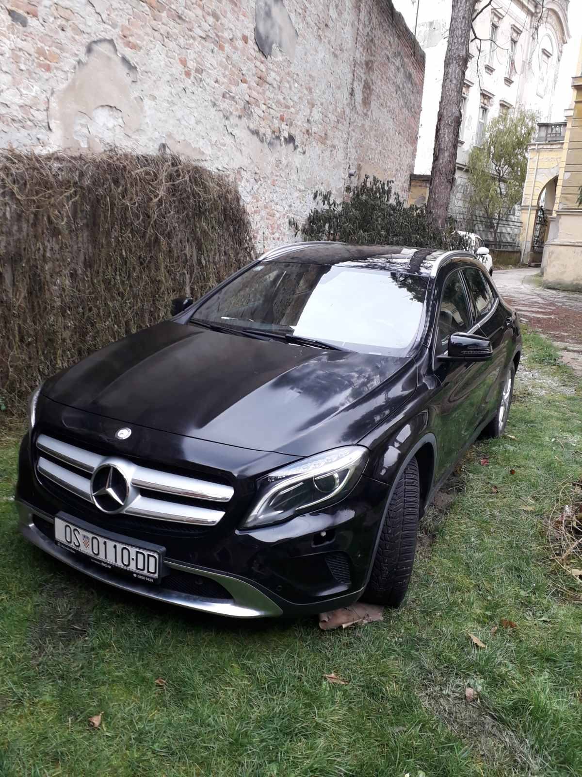 Mercedes-Benz GLA 180, 2016 god.