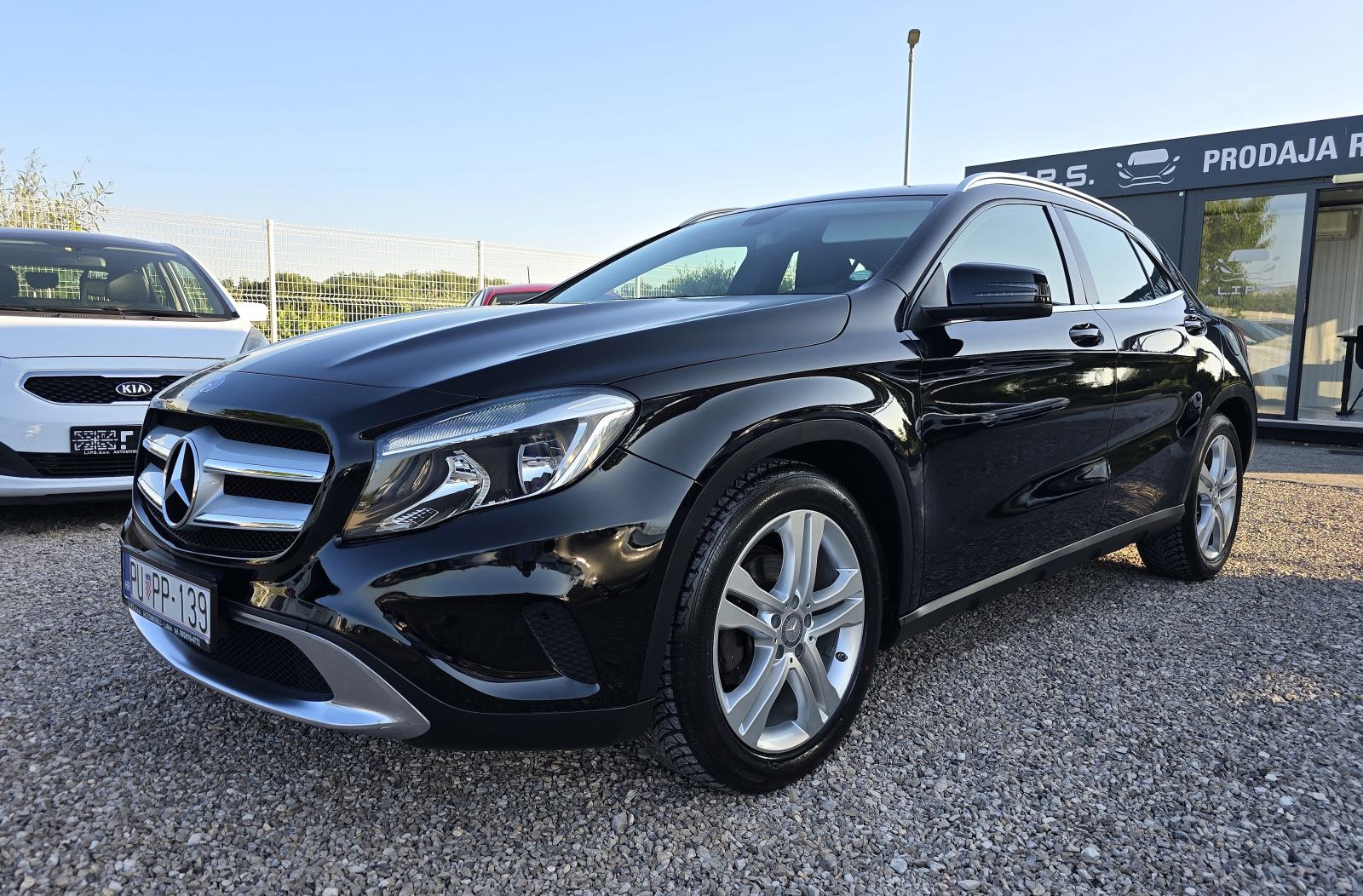 Mercedes-Benz GLA 180d 1.Vlasnik, dig. Servisna, EURO 6, KAO NOV ️ ...