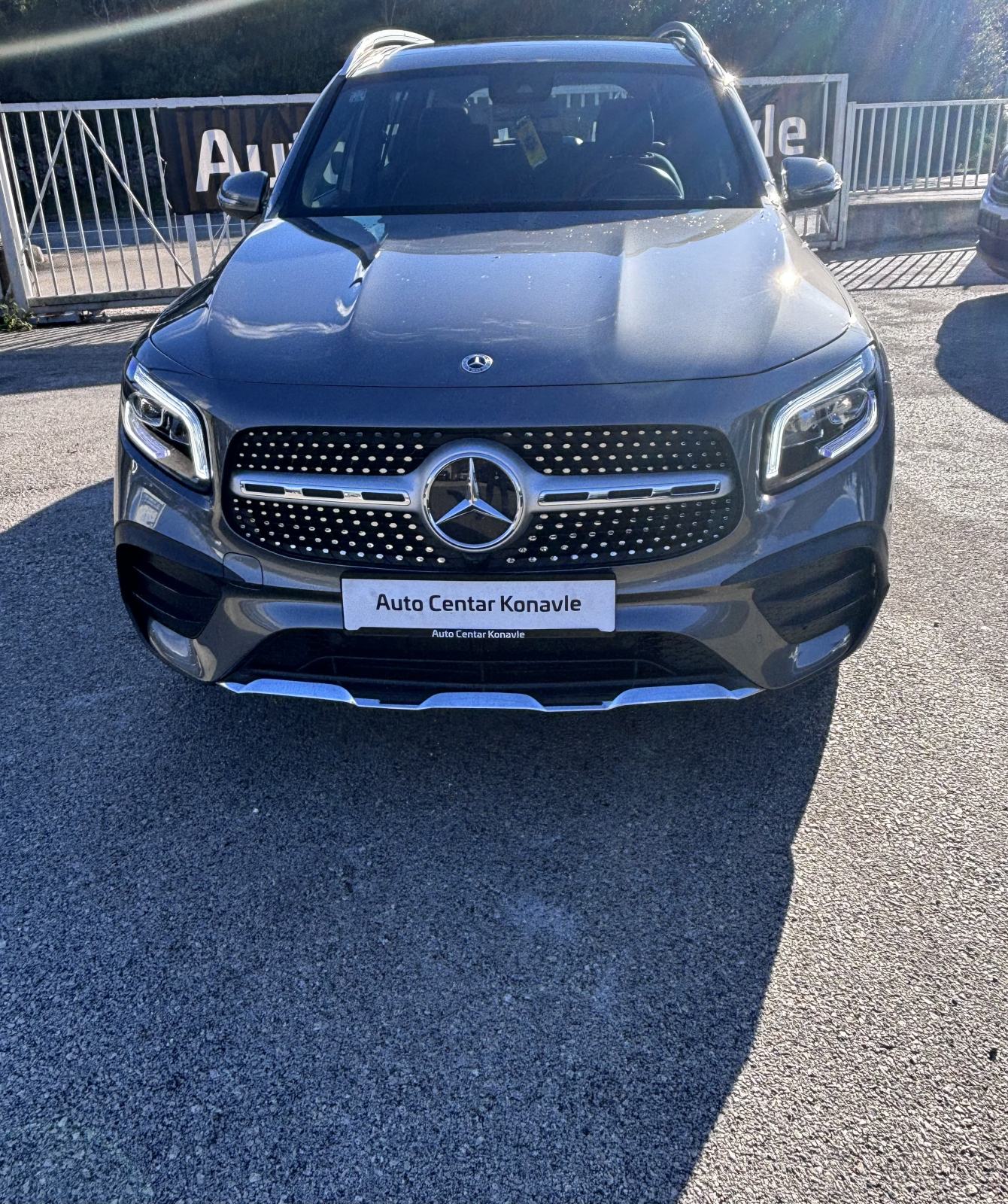 Mercedes-Benz GLB 200 D AMG style, panorama, alcantara, 2022 god.