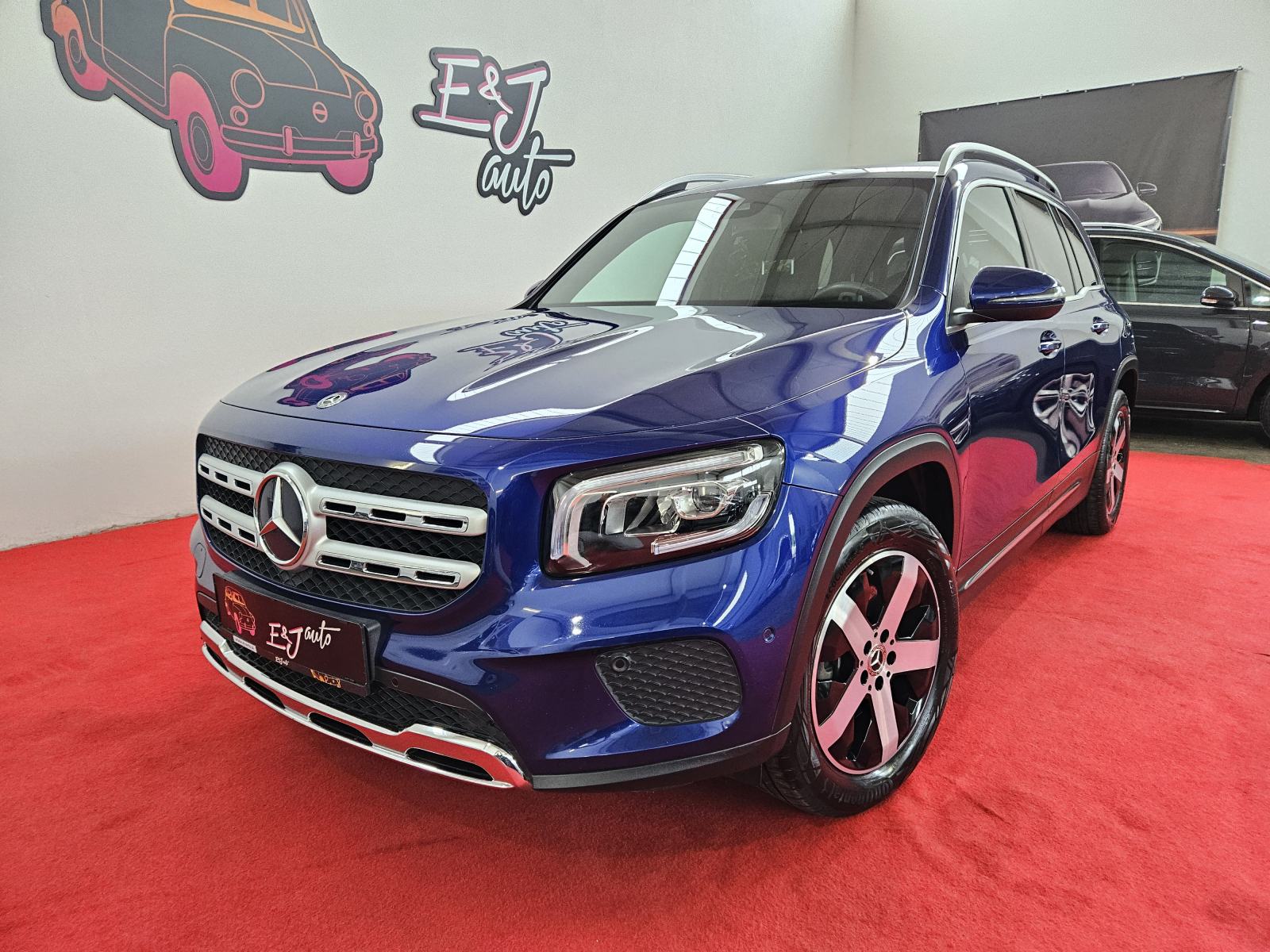 Mercedes-Benz GLB 200 d LED KAMERA MEMORY ASSIST ALU-18, 2020 god.
