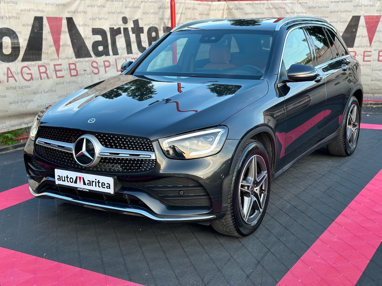Mercedes-Benz GLC AMG Facelift•Digitalni Cockpit•Kamera•Multibeam•19 ...