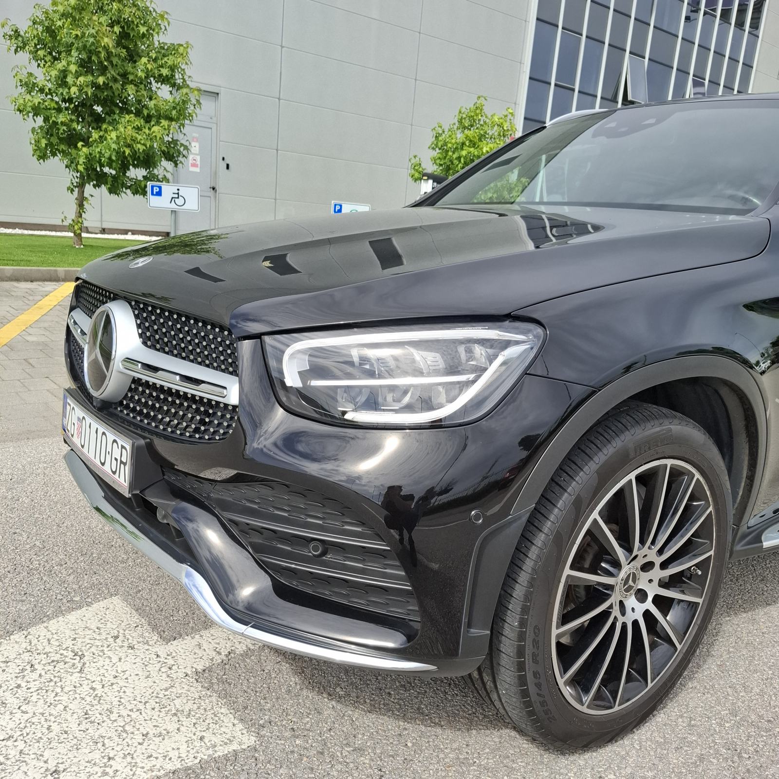 Mercedes-Benz GLC 300 de, 4MATIC, AMG ,PANORMA ,PLUG-IN,M BUX,LED, 2022 ...