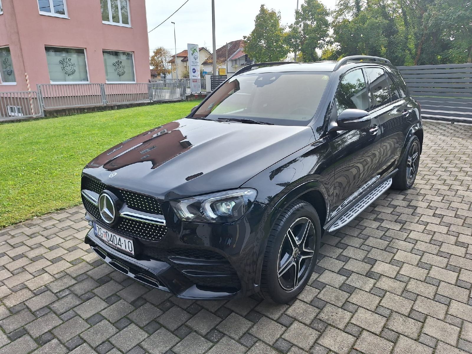 Mercedes-Benz GLE 300d 4x4 AMG, 2022 god.