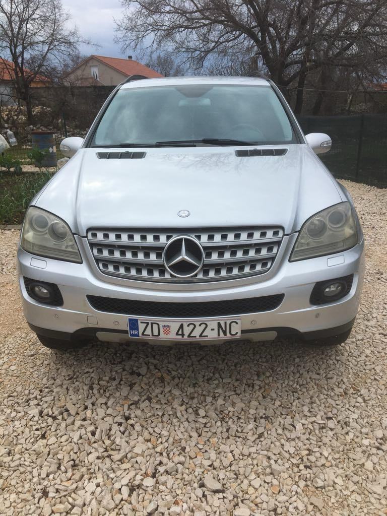 Mercedes-Benz ML M1 automatik, 2006 god.
