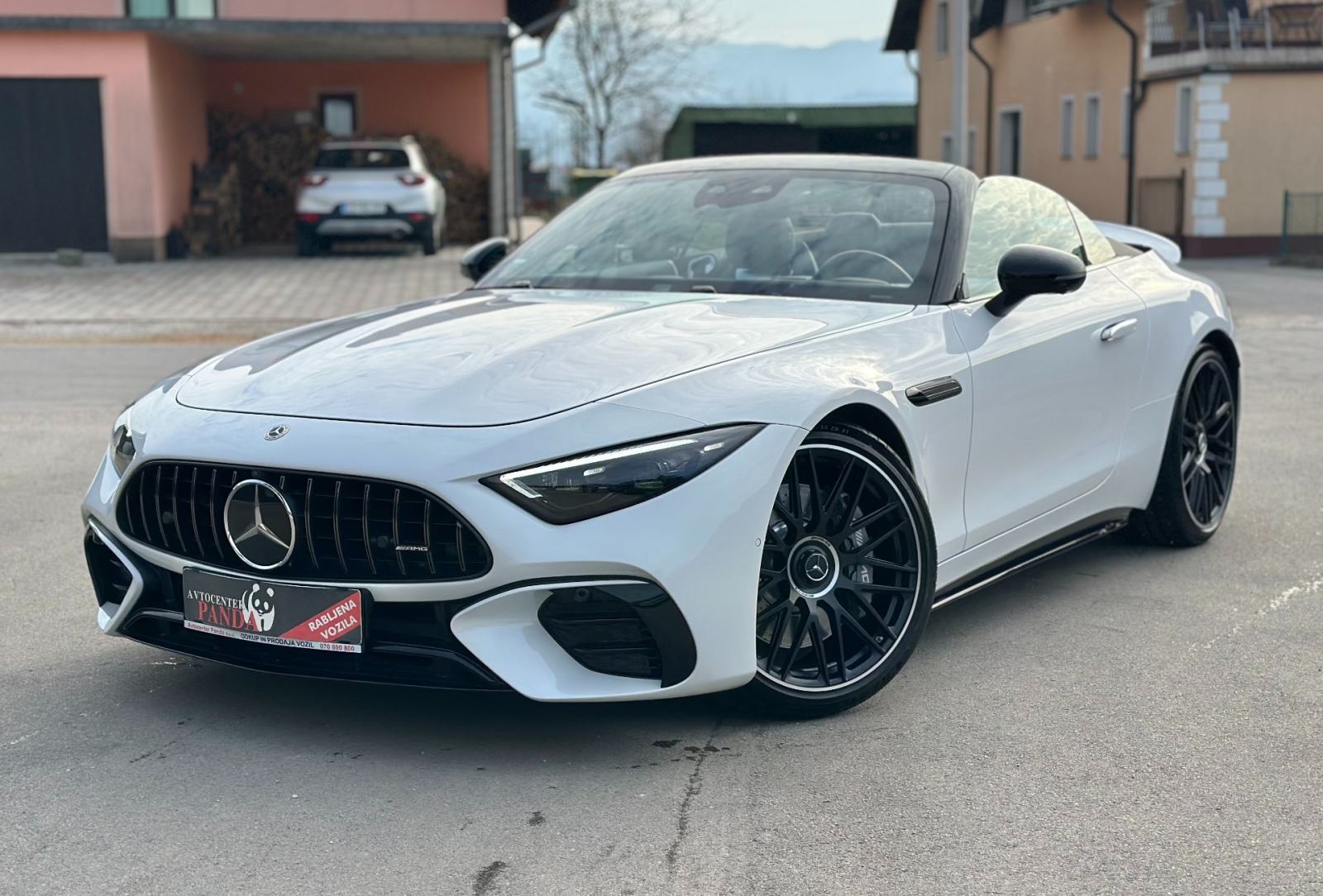 Mercedes-Benz SL 43 AMG, 2023 god.