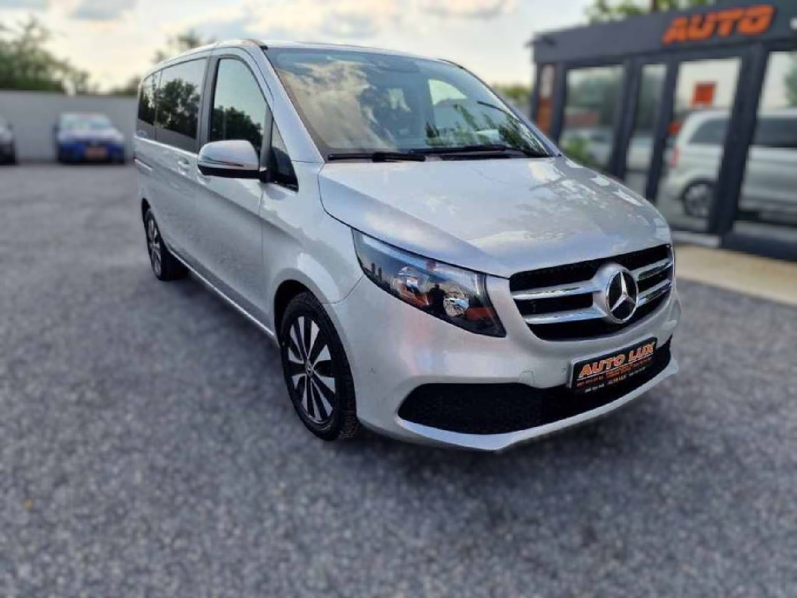 Mercedes-Benz V-klasa 220d 9G-tronic•Novi model••Kamera•Leasing•, 2020 god.