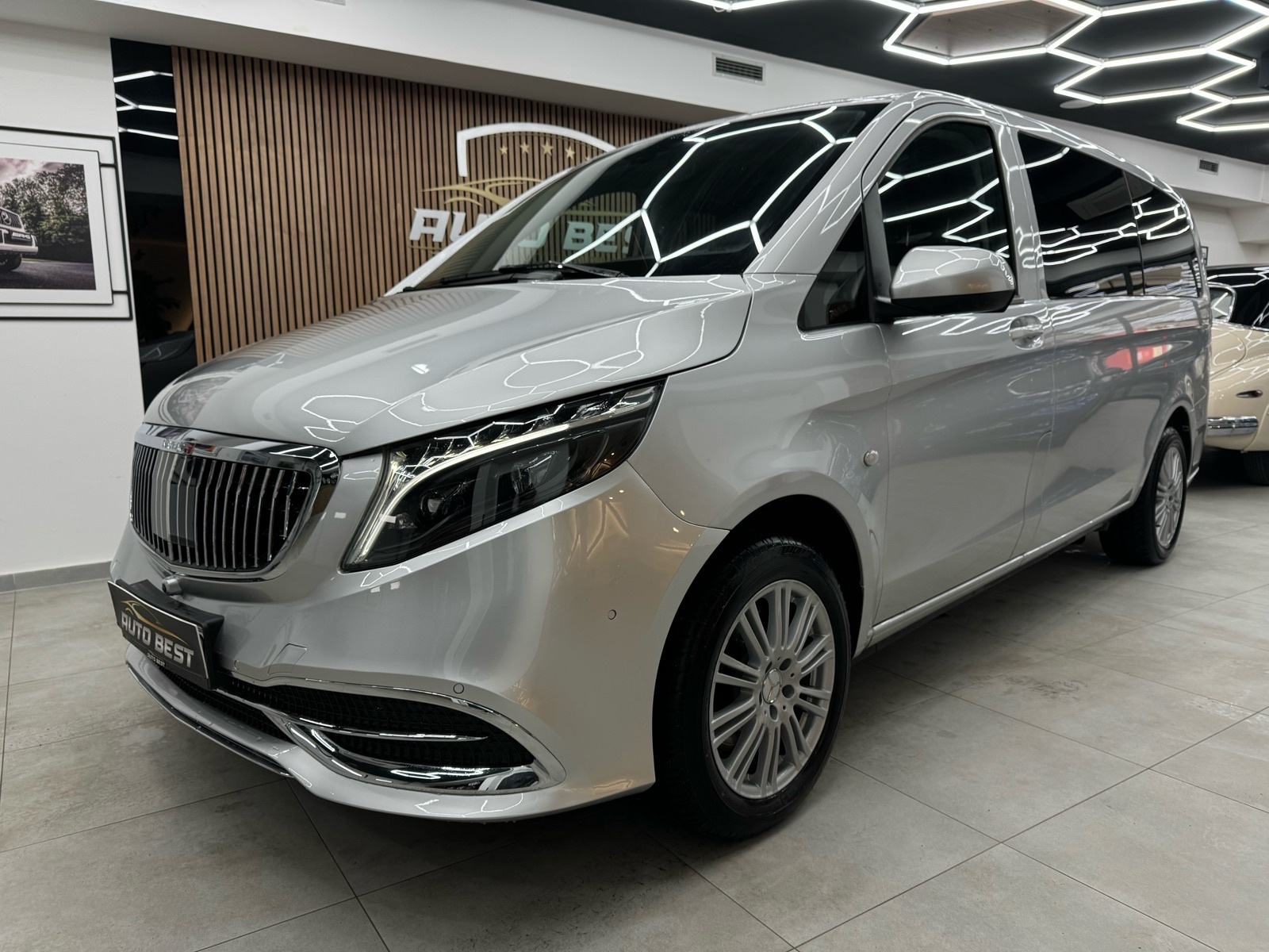 Mercedes-Benz Vito / 116 CDI / MAYBACH OPTIKA/ REGISTRIRAN, 2023 god.