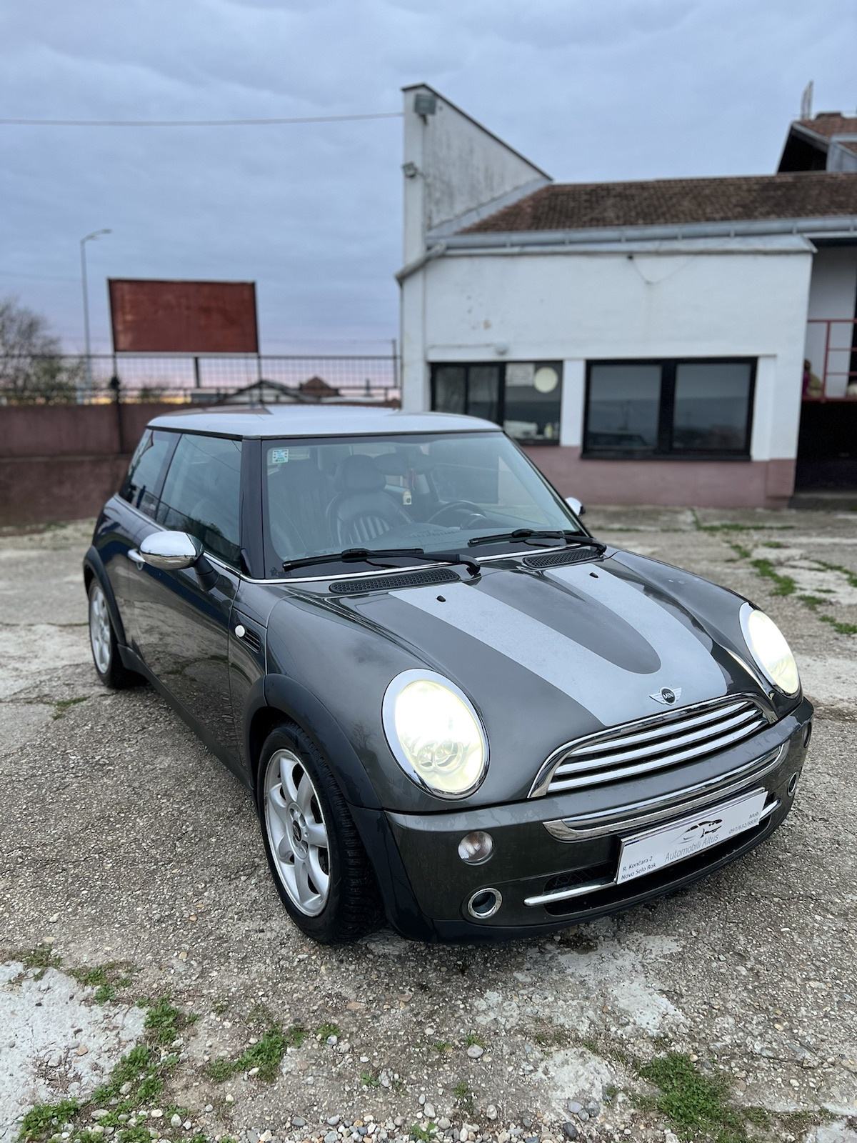 MINI Cooper 1.6i, Park Line, Reg 4/2025, Alu, A. klima, 2007 god.