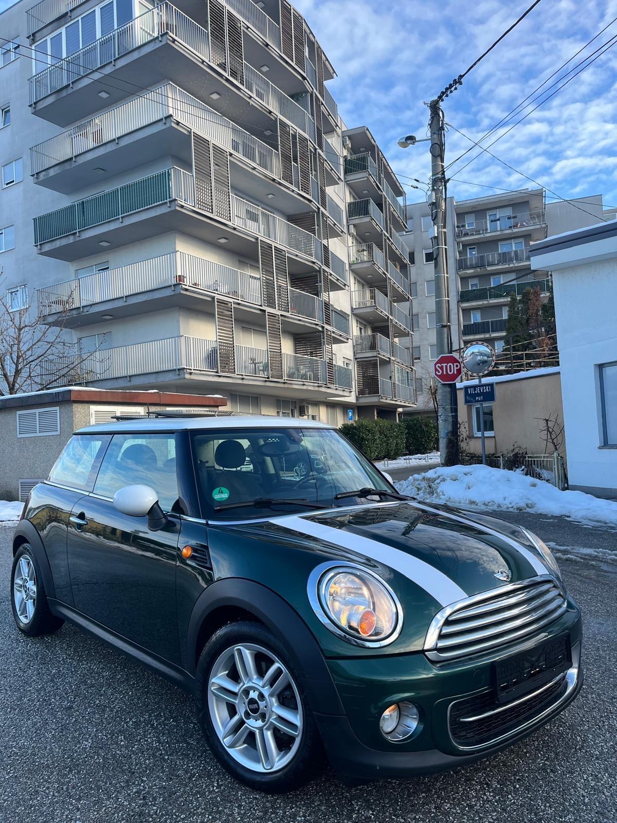 MINI Cooper D *PANORAMA*VELIKI+MALI SERVIS, 2011 god.