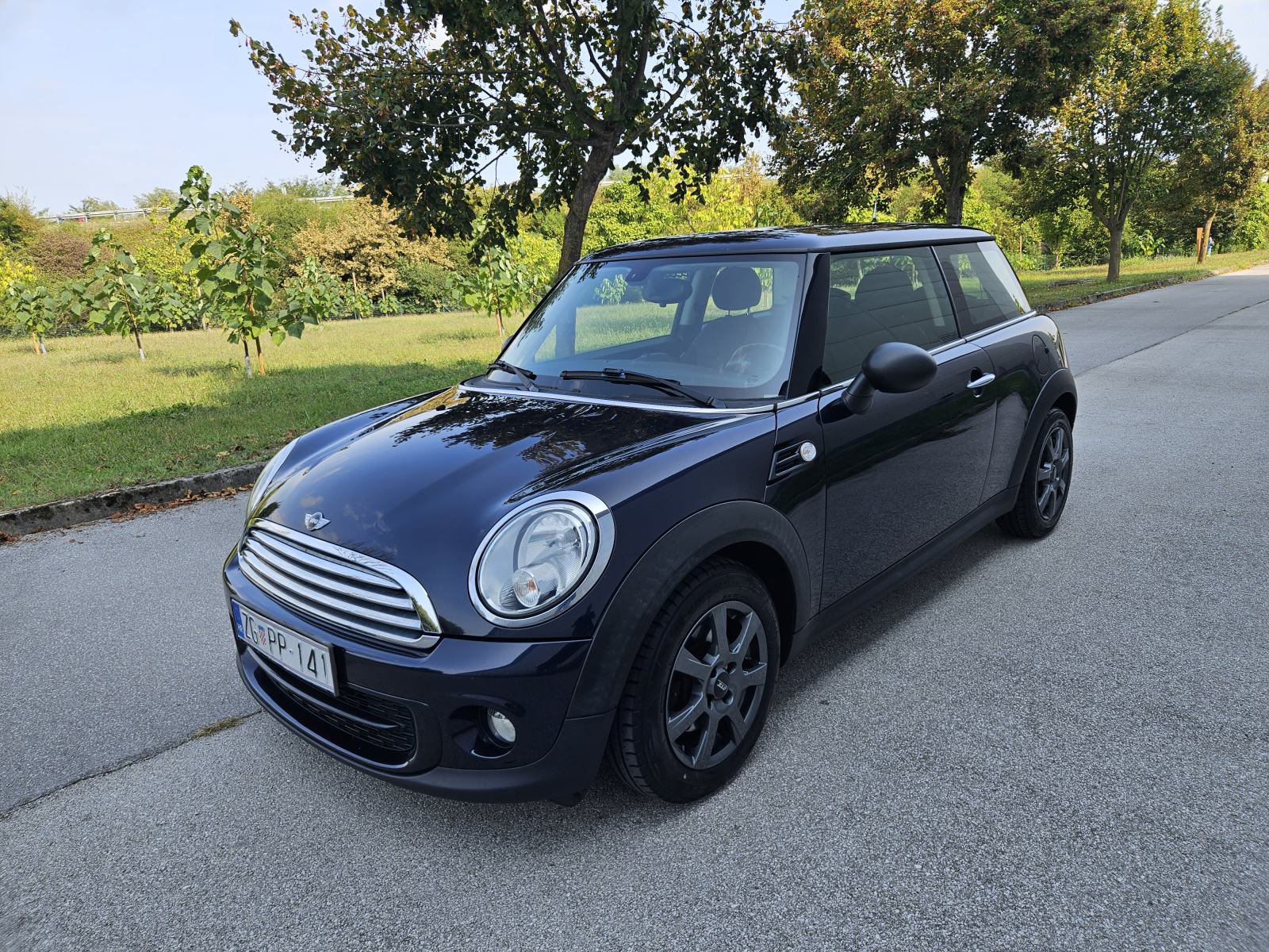 MINI Cooper D, 2013 god.