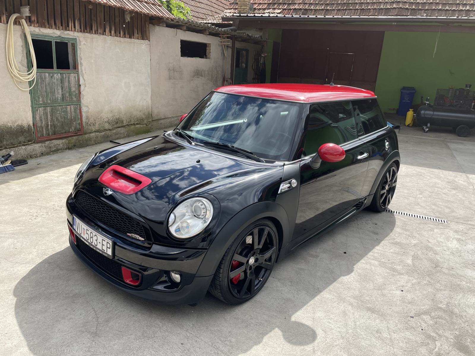 MINI Cooper JCW Akrapovic Harman Kardon, 2011 god.