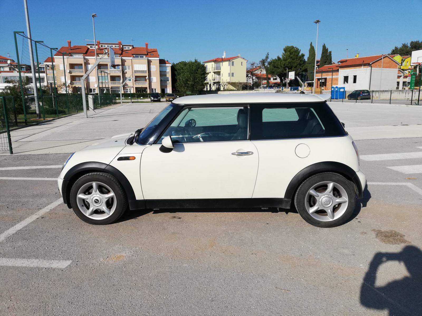 MINI Cooper Mini One, 2004 god.