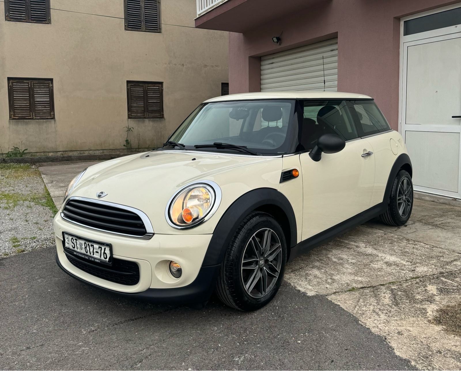 MINI COOPER ONE D - 2013 - ALU FELGE - START STOP, 2013 god.
