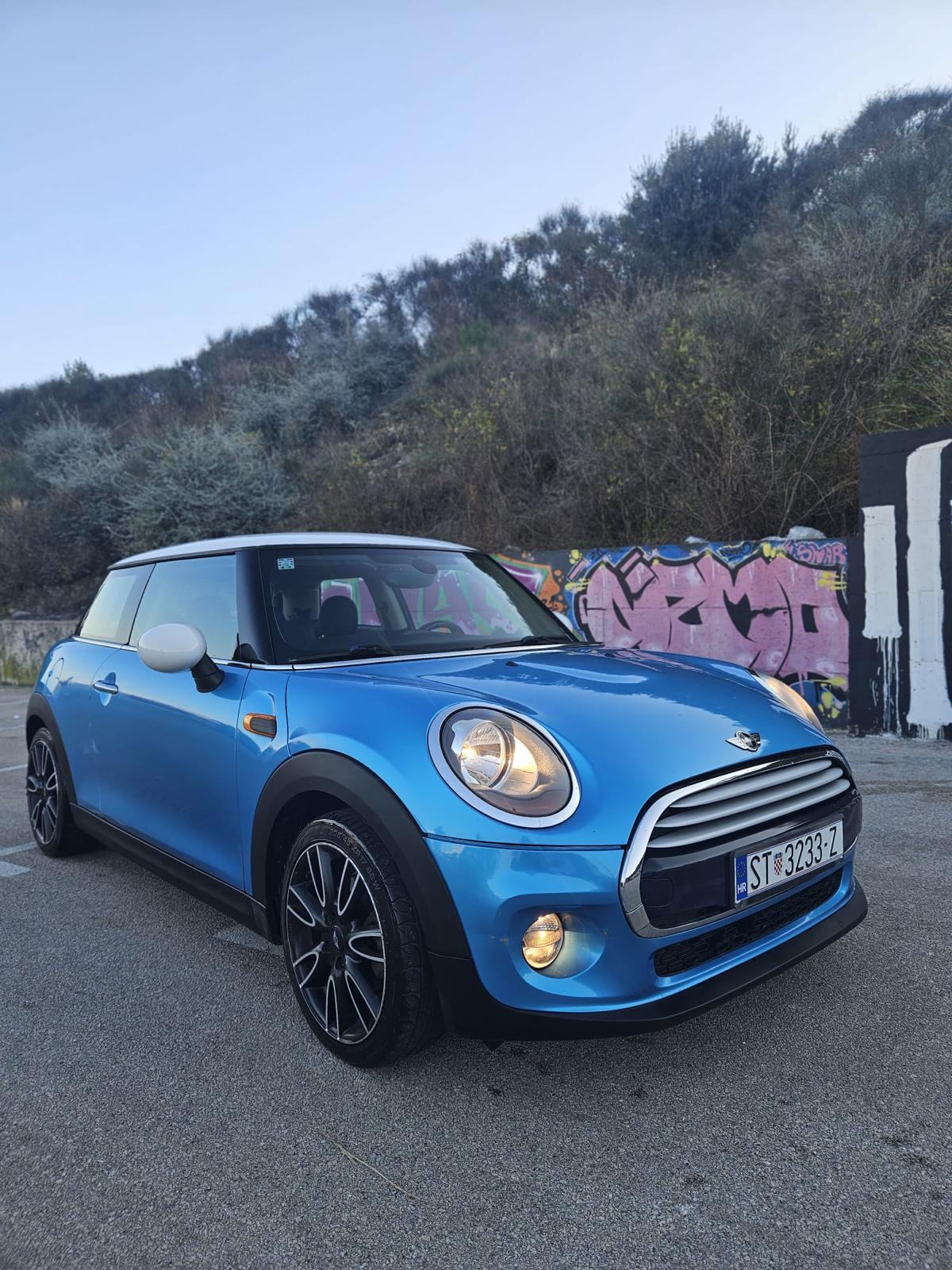MINI Cooper One D, 2015 god.