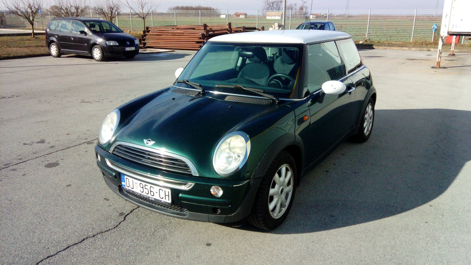 MINI One 1.6, 2002 god.