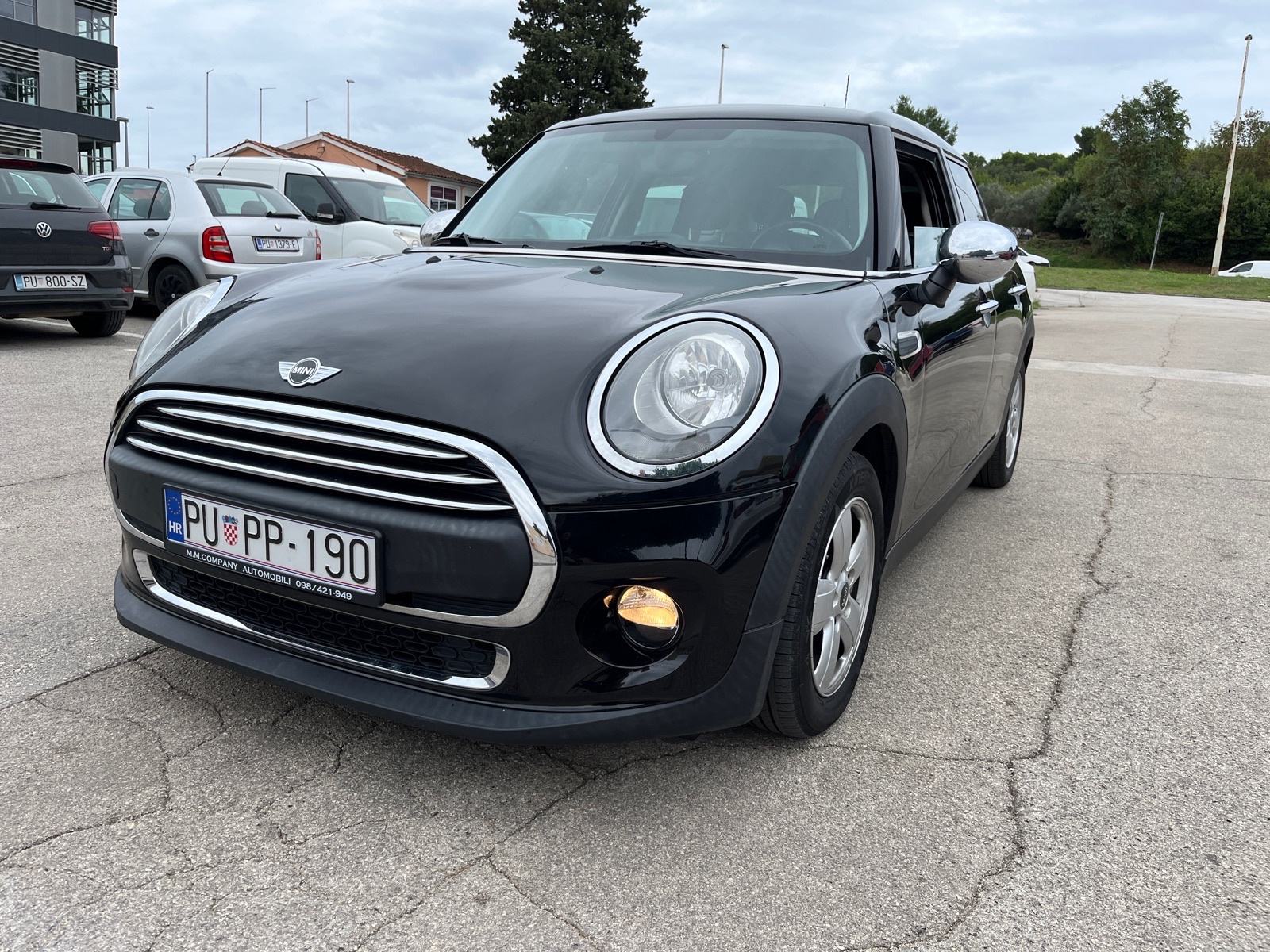 MINI One Cooper D 1,6, 2015 god.