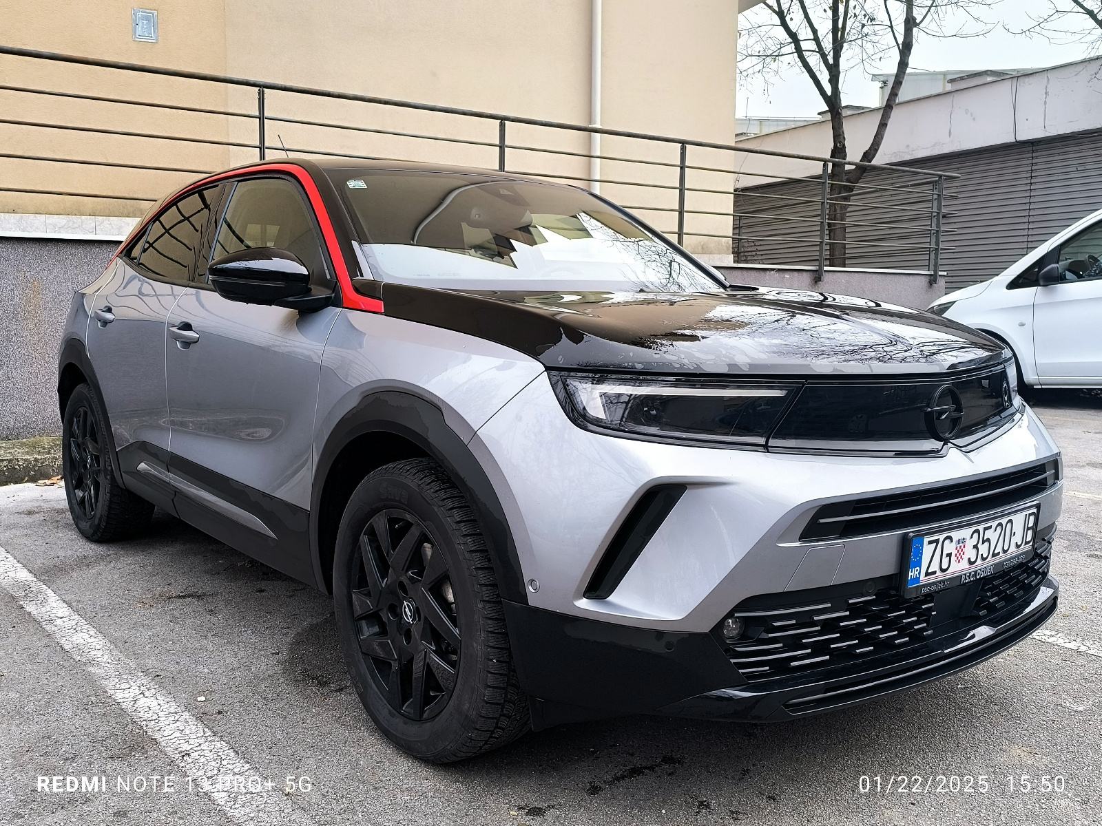 Mokka-e GS line,Carbon Edition, 1.vl, reg 1god, kupljen u HR,garancija ...