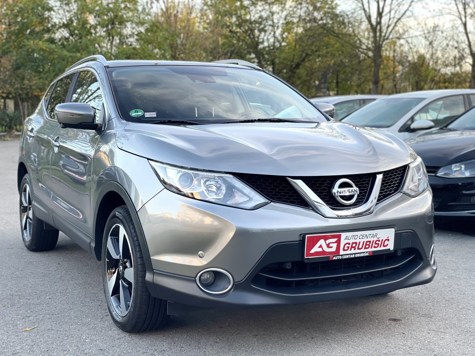 Nissan Qashqai 1,5 dCi 360 Panorama *Servisna Nissan* *Top oprema ...