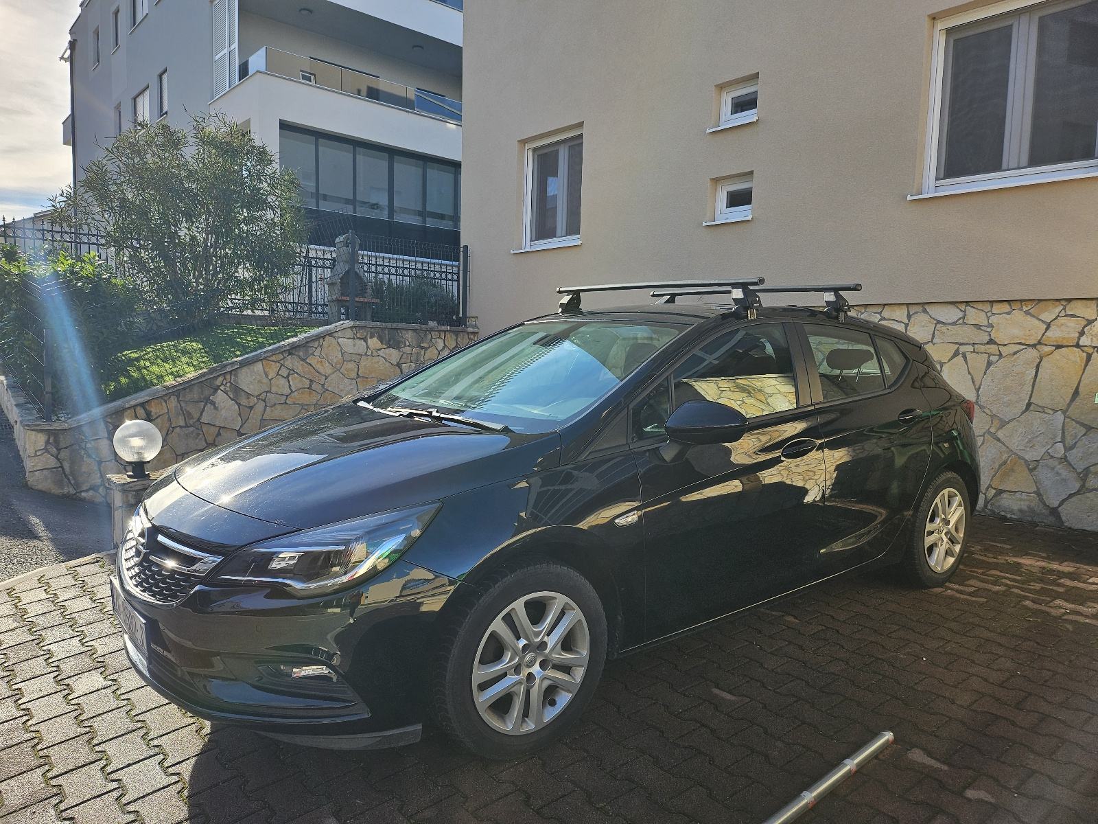 Opel Astra 1.4 T Turbo Benzin - reg do 12.2025, 2017 god.