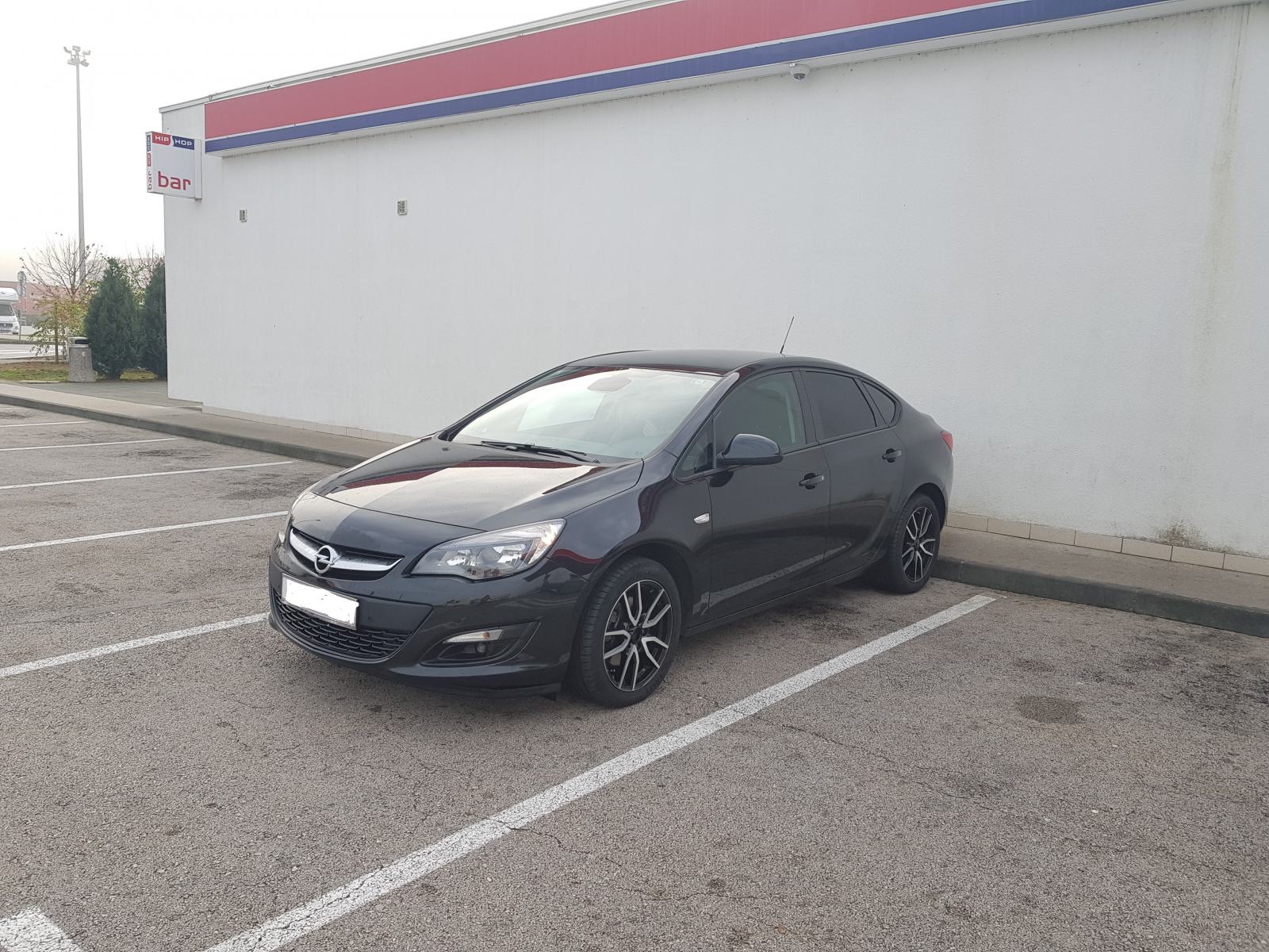 Opel Astra 1,6 CDTI 100KW start/stop Prvi vlasnik, 2015 god.