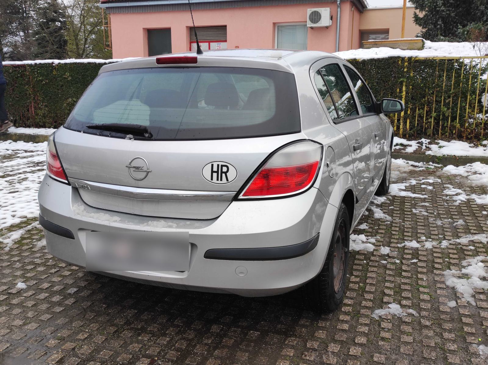 Opel Astra 1,6, 2006 god.