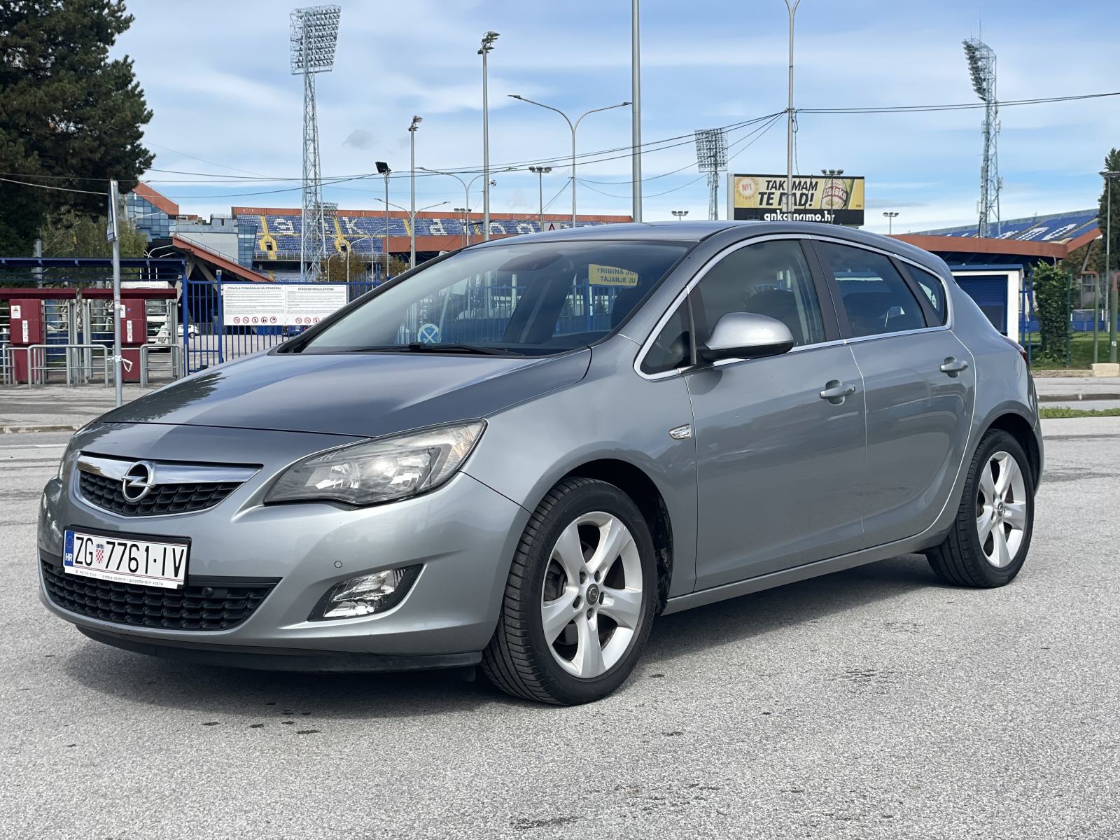OPEL ASTRA 1.7 CDTI SPORT 92KW/125KS* REG 9/23* AUT KLIMA* TEMPOMAT ...