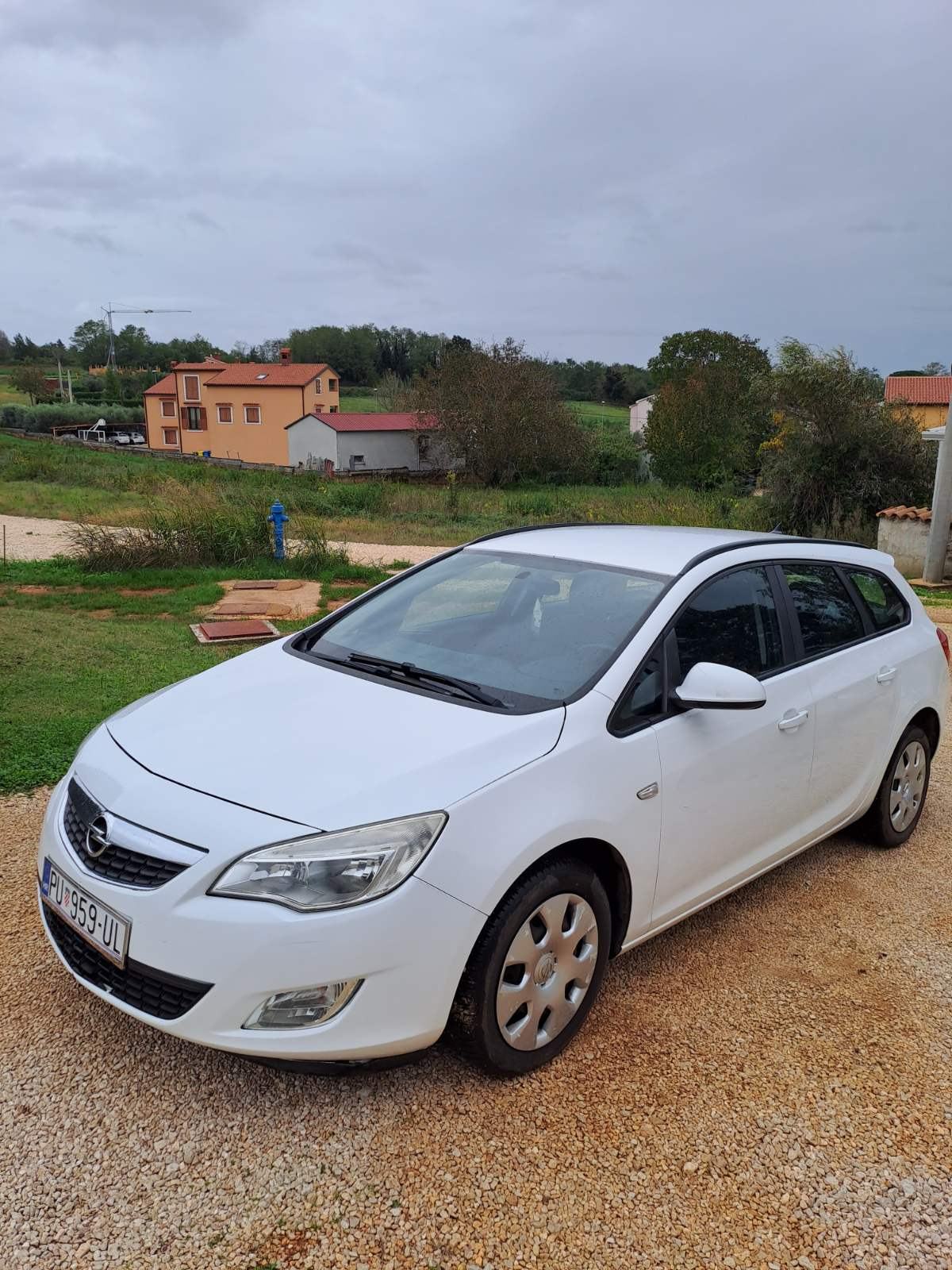 Opel Astra Karavan 1,3 CDTI, 2012 god.
