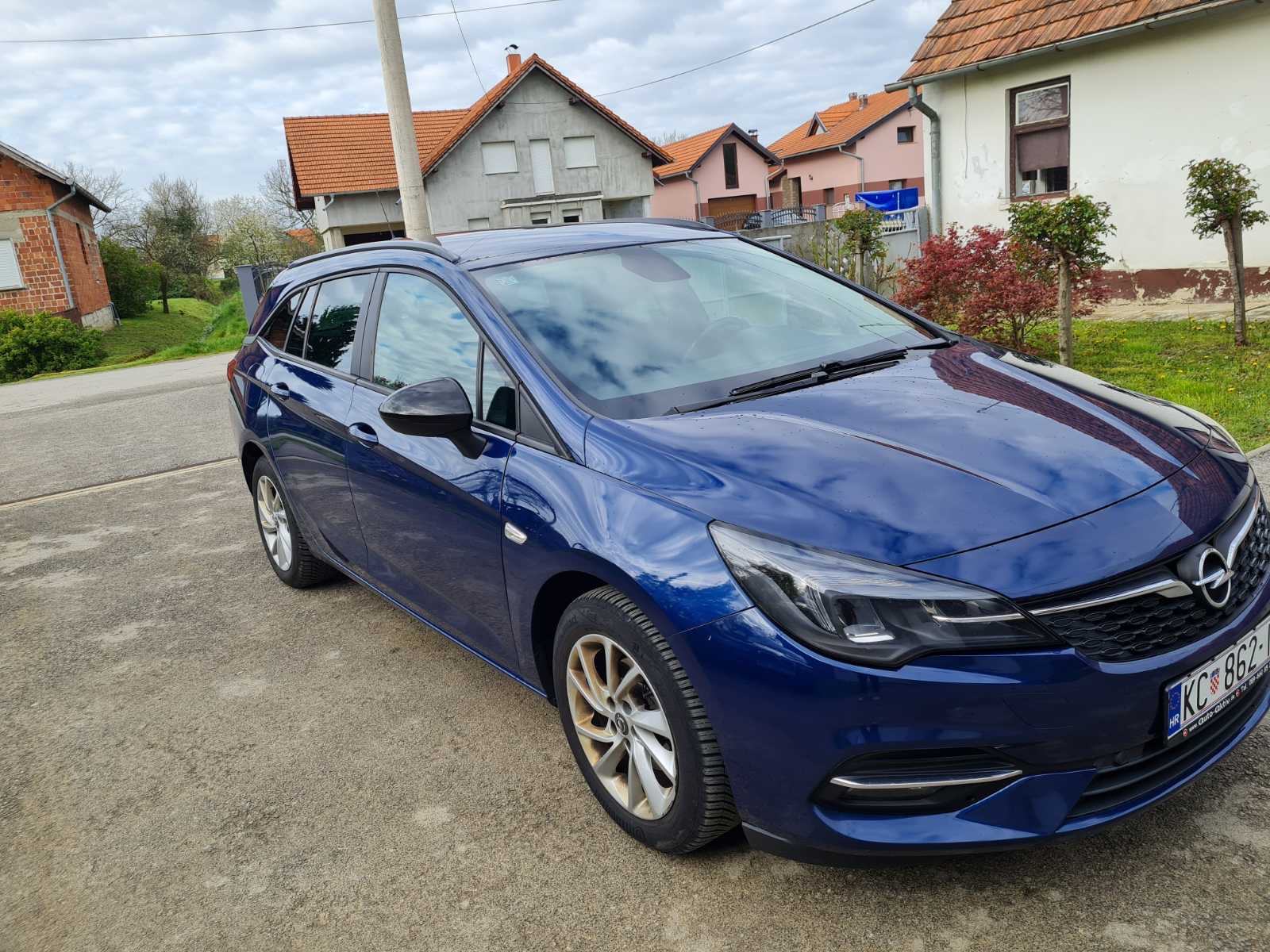 Opel Astra Karavan 1,5 D, 2021 god.