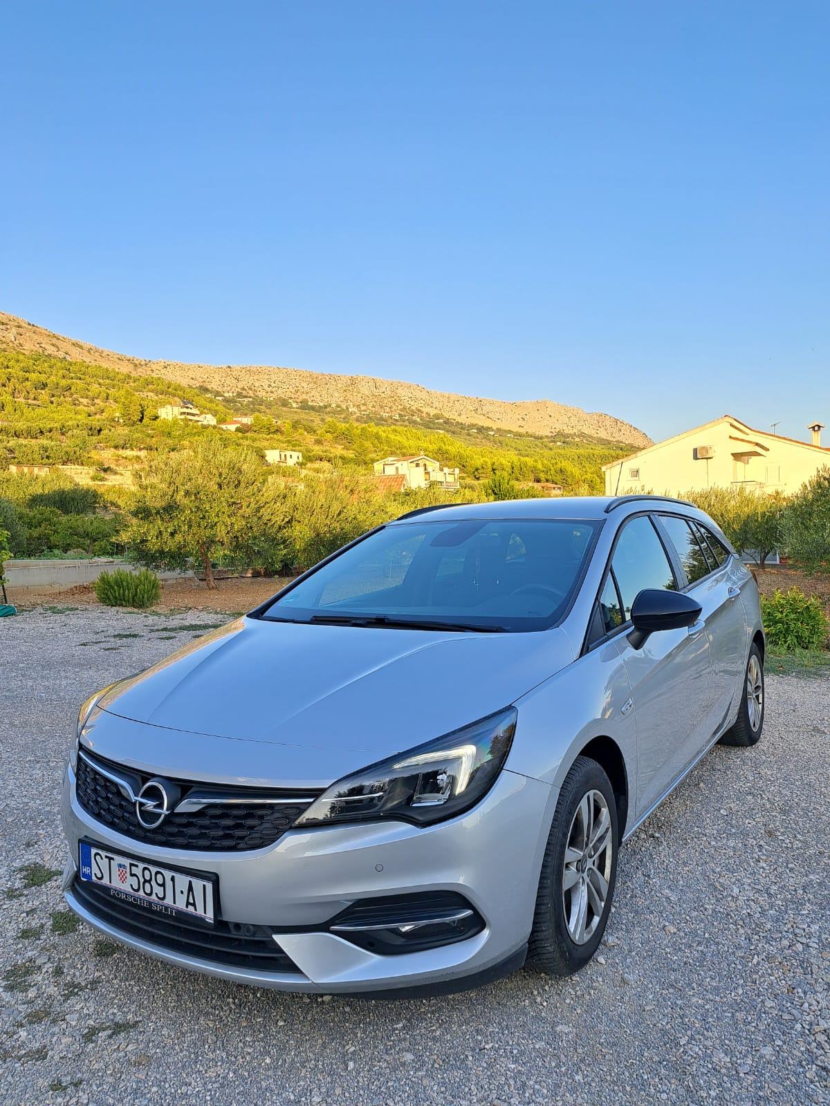Opel Astra Karavan 1.5D automatik, EURO 6, REG DO 01/2025, 2021 god.