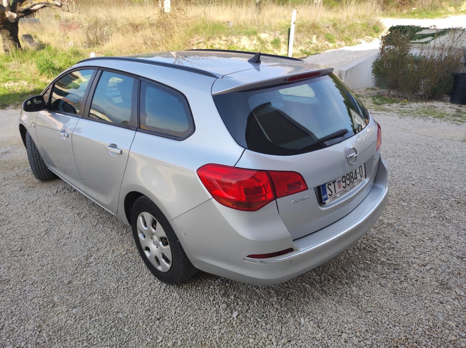 Opel Astra Karavan 1,6 CDTI ECO, 2015 god.