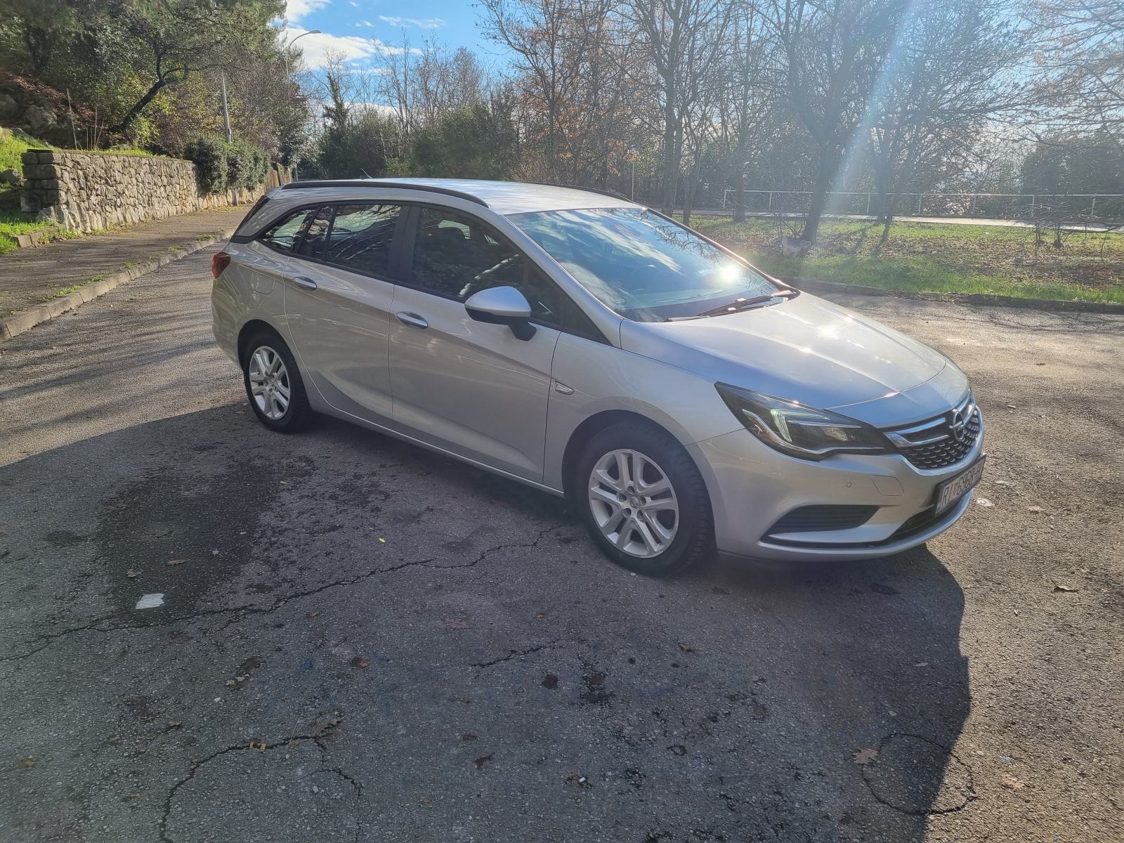 Opel Astra Karavan 1.6 CDTI 139000 km reg. Do 15.10.23, 2016 god.