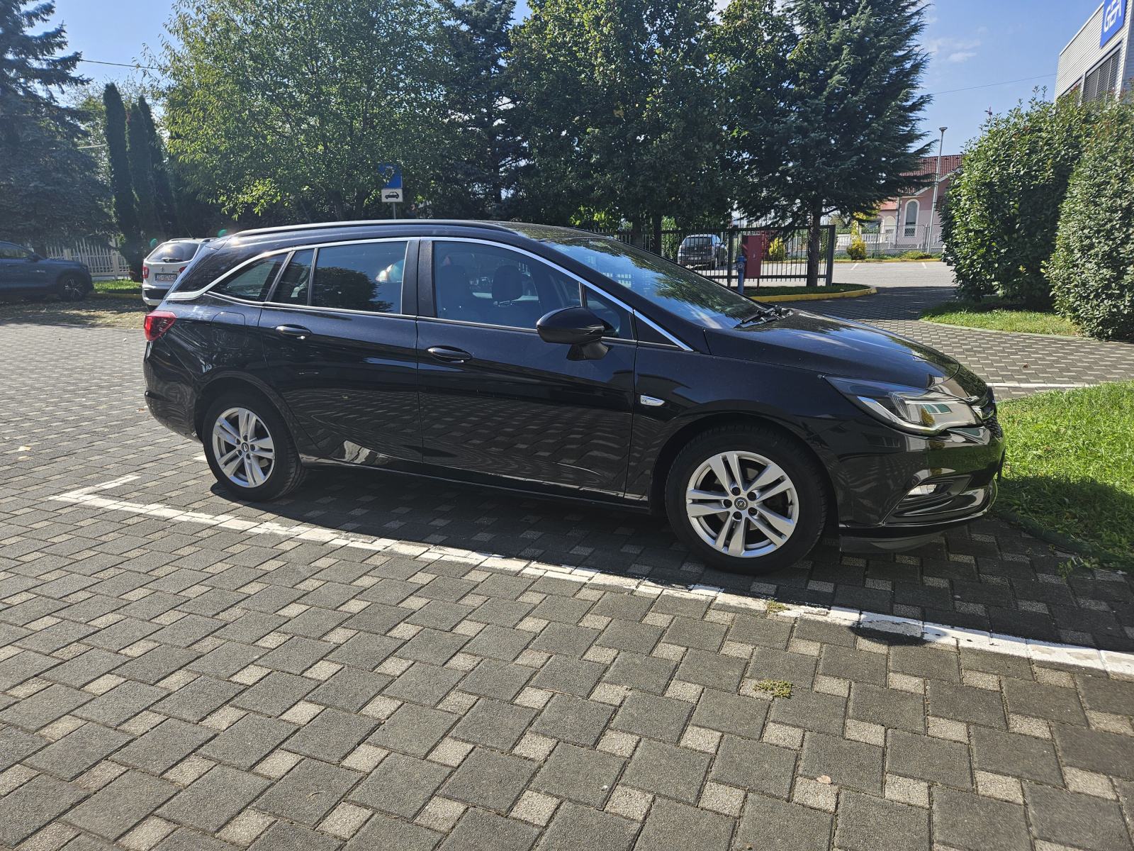 Opel Astra Karavan 1.6 CDTI reg 11/25, 2018 god.