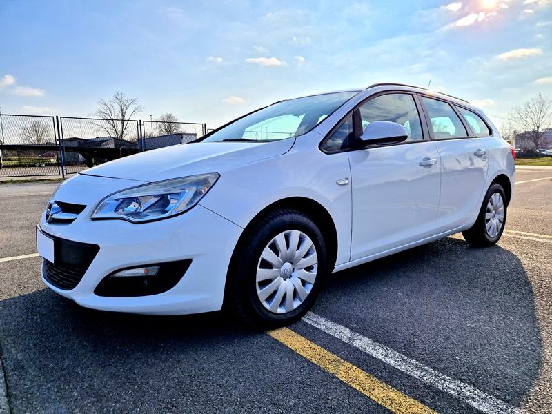 Opel Astra Karavan 1,7 CDTI Enjoy REG.DO 02/03/2025, 2014 god.