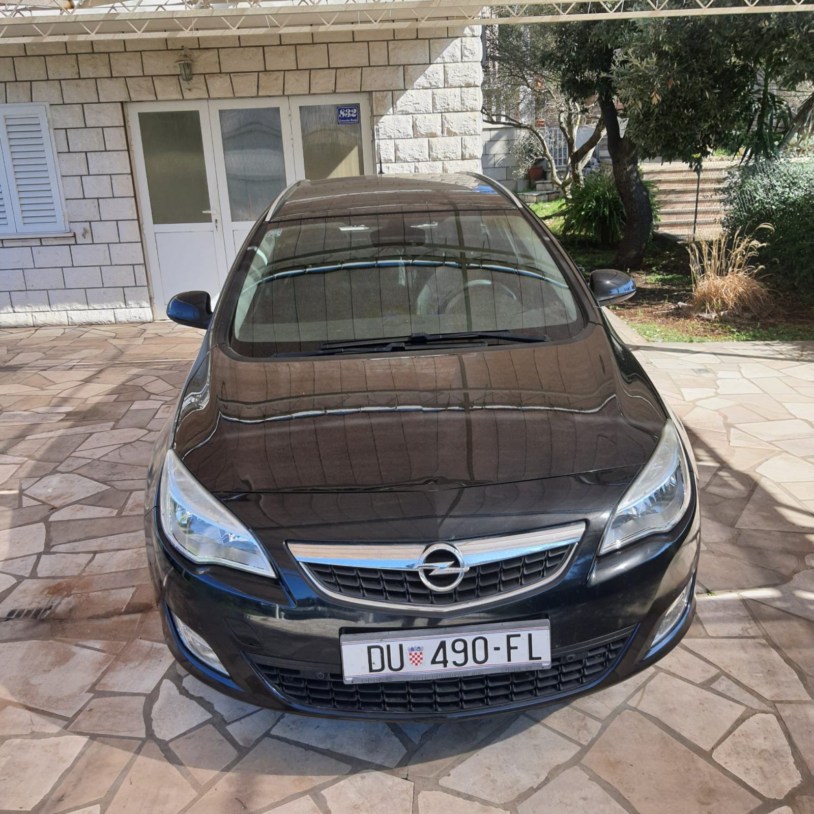 Opel Astra Karavan, 2012 god.