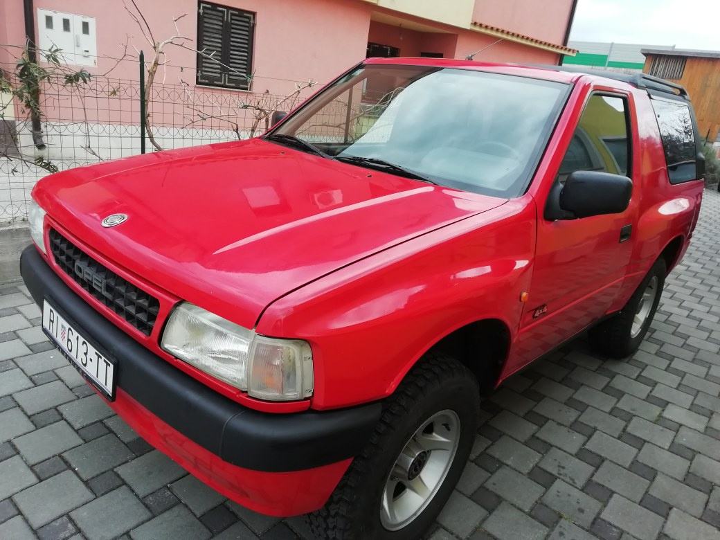 Opel Frontera Sport,4X4 Reg do 3/2020, 1995 god.