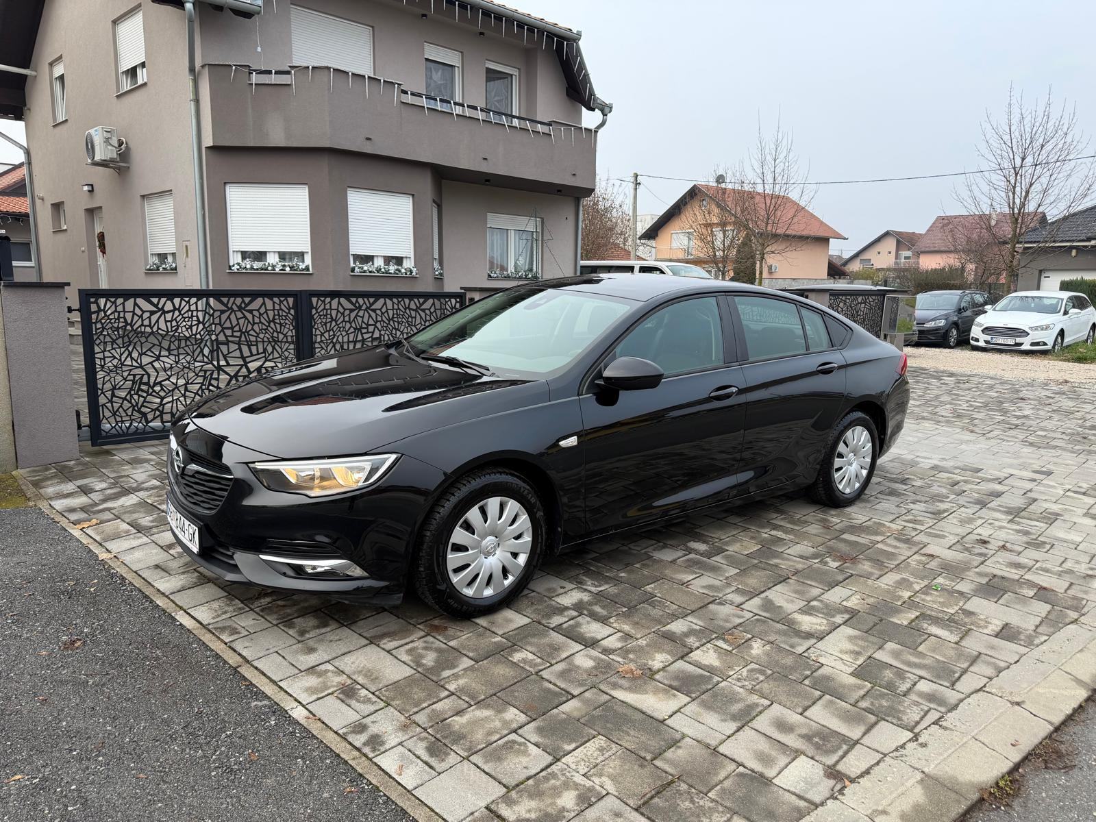 Opel Insignia 1.5 T, 2018 god.