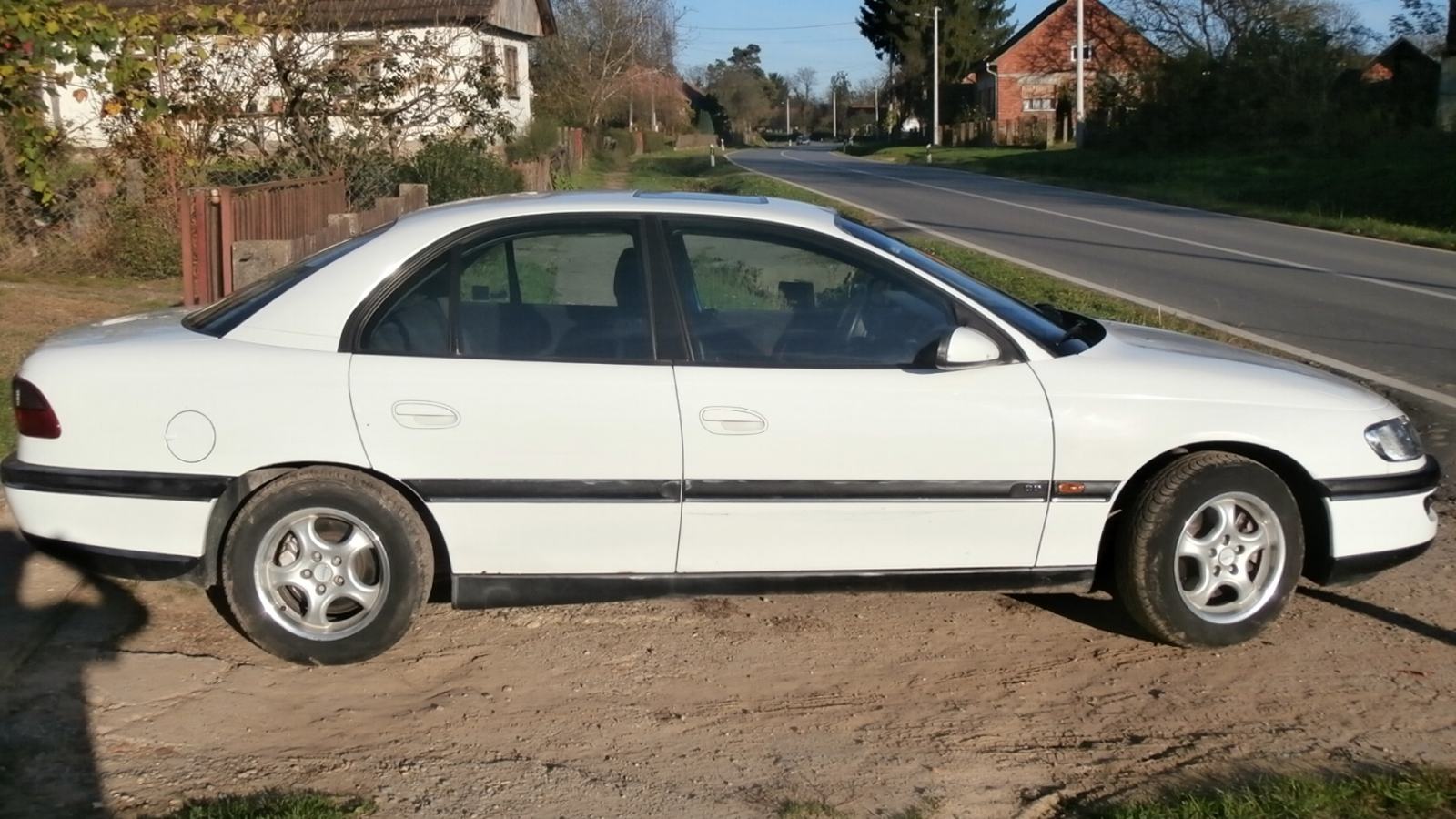Opel Omega CD 2,0 i 16V, 1998 god.