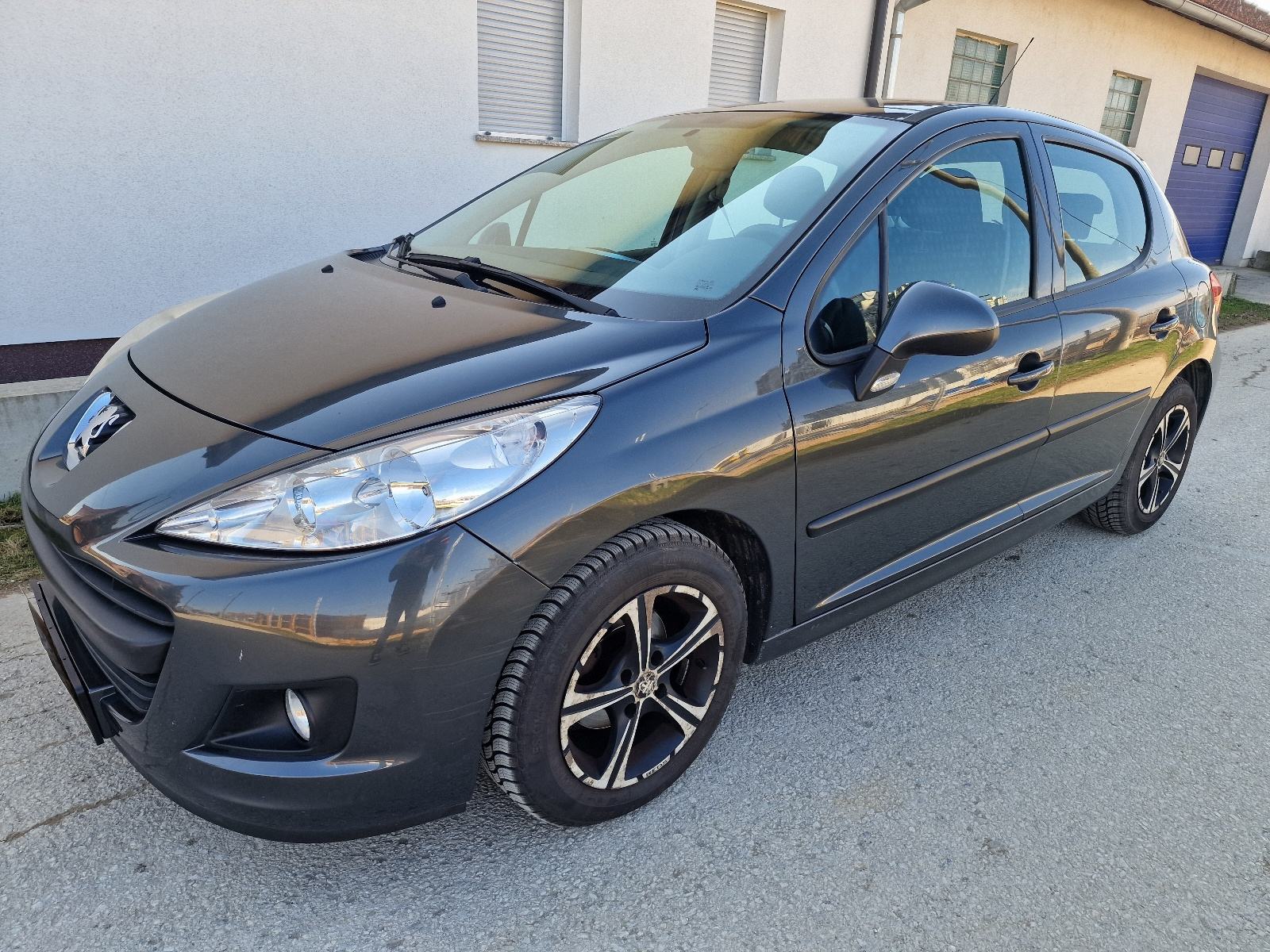 Peugeot 207 1,4 HDi, 2010 god, 5 vrata, 1. Ruka, Klima, Reg 5/2025 ...