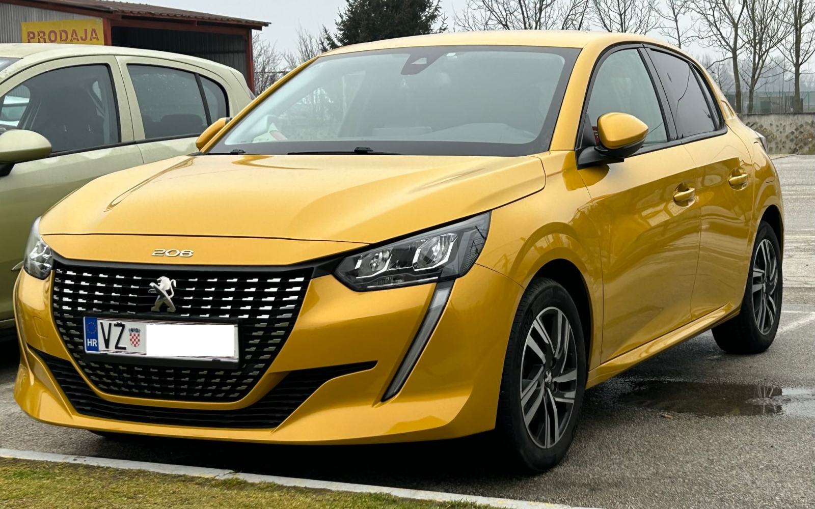 Peugeot 208 1,2 ALLURE, 100ks, 23TKM, 2020 god.