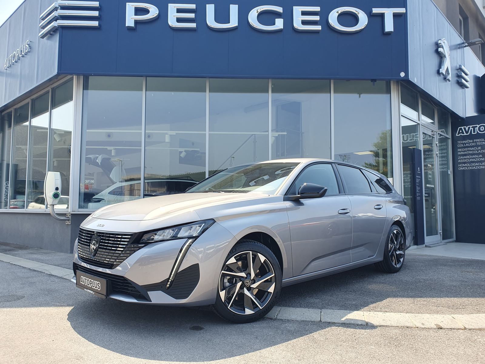 Peugeot 308 SW Allure Pack 130, 2023 god.