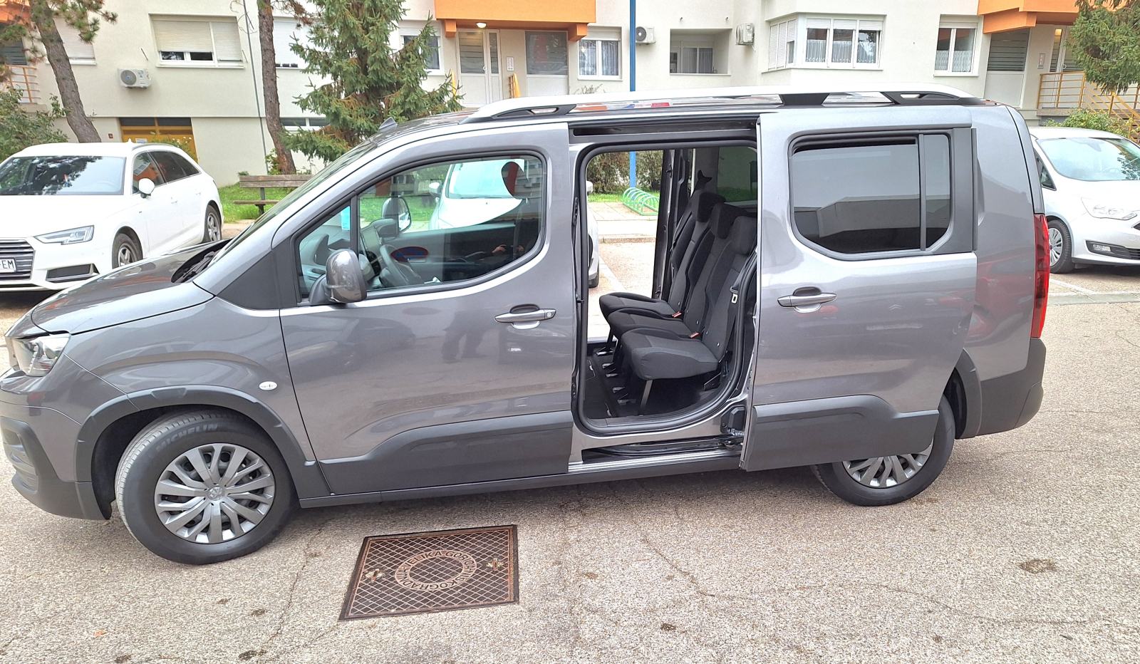Rifter 110ks,produženi-7 sjedala, KAMERA, 2xpark senzr,jamstvo 11/25g ...