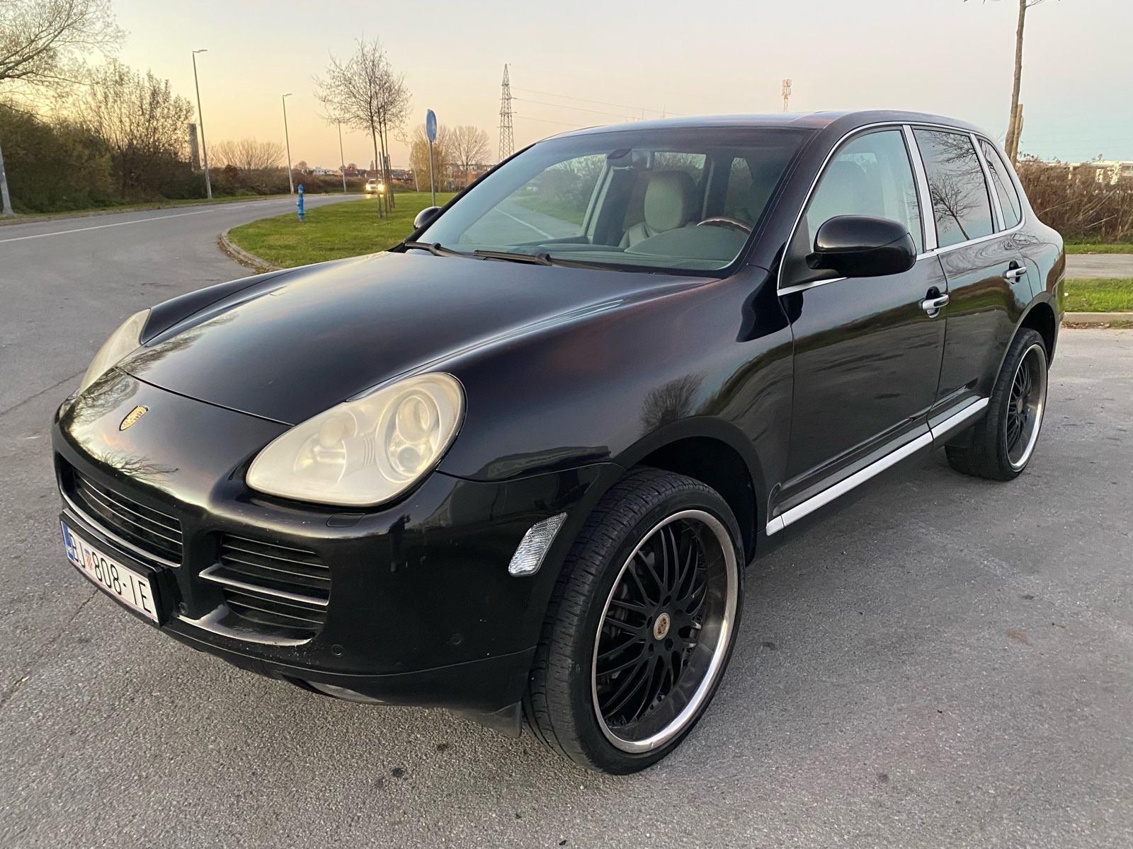 Porsche Cayenne 3,2 V6 NAVI,KOŽA,ŠIBER,ALU 22”, REG.08/2025., 2005 god.