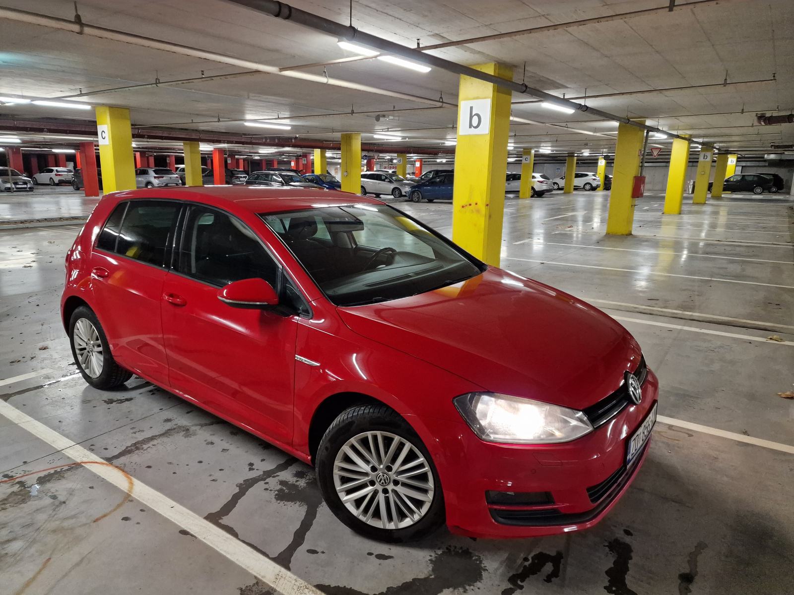 Prodajem auto VW Golf 7 1.6 TDI CUP, 2014 god.