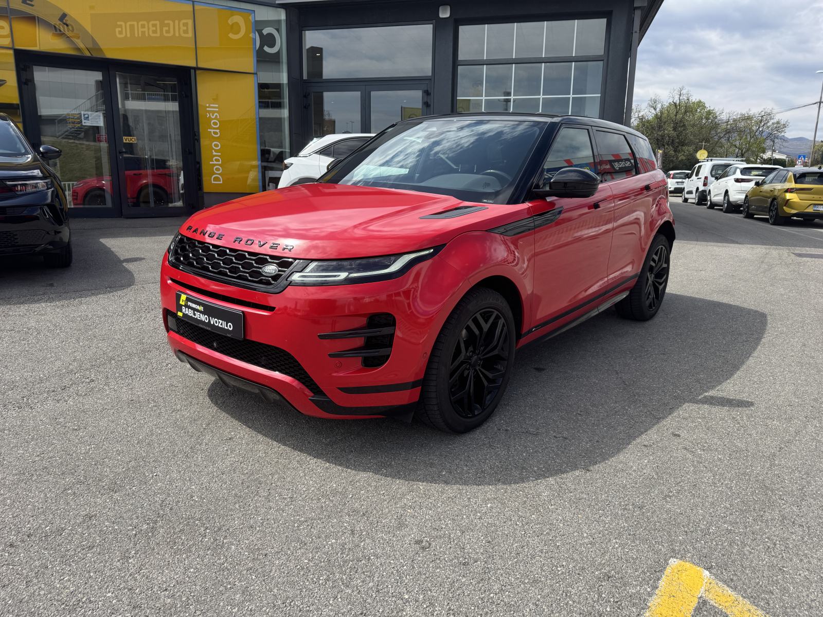 Range Rover Evoque 2.0 TD4 R-Dynamic, koža, alu 20, kupljen u HR, 2021 god.